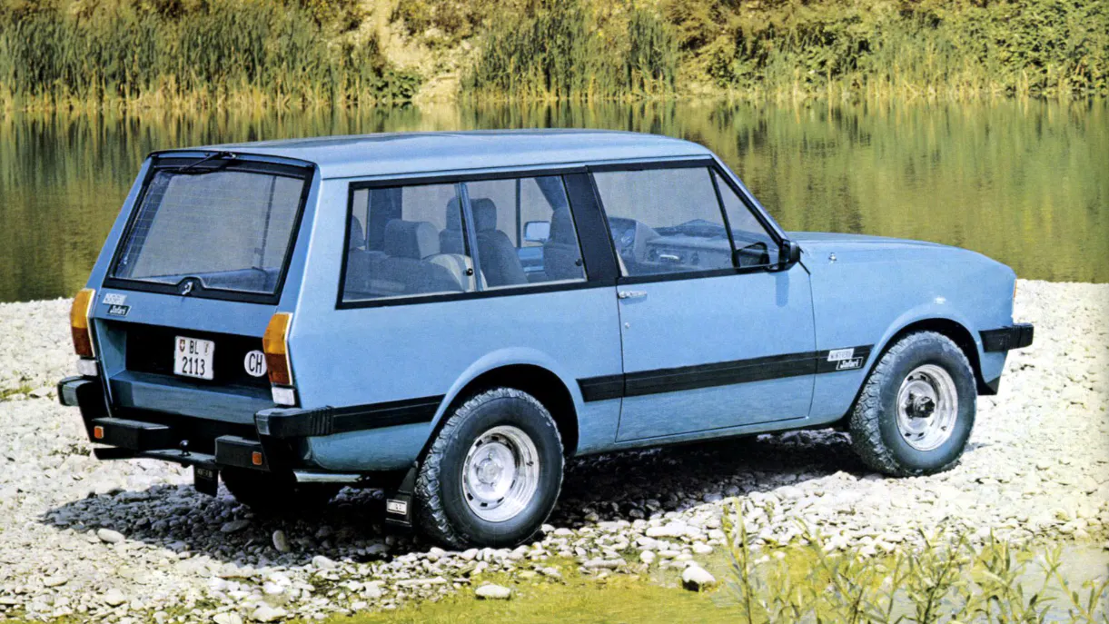 ECD's Classic British SUVs are Wisely, Minorly Modernized - Hagerty Media