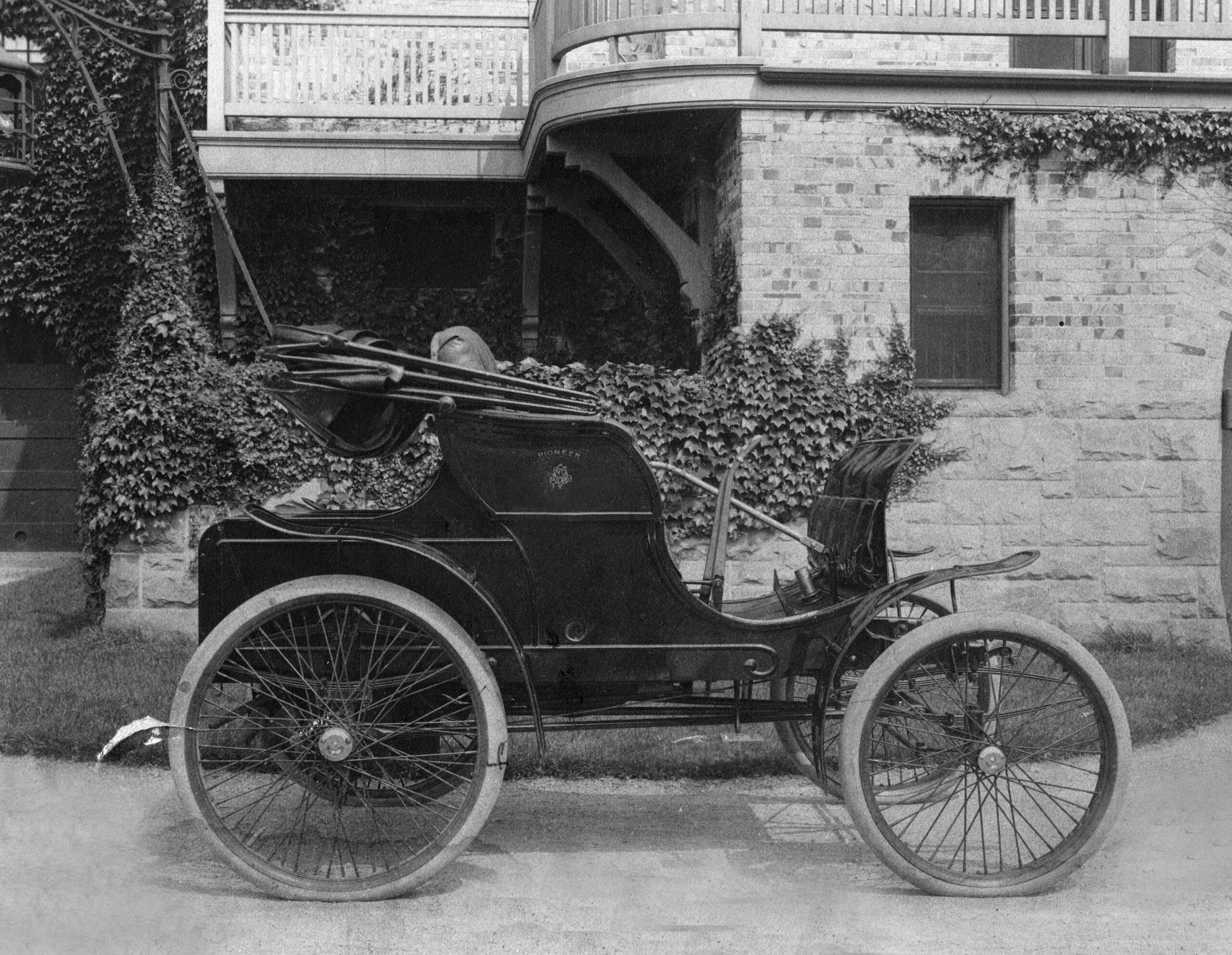 Did This Progressive-Era Couple Invent Car Collecting? - Hagerty Media