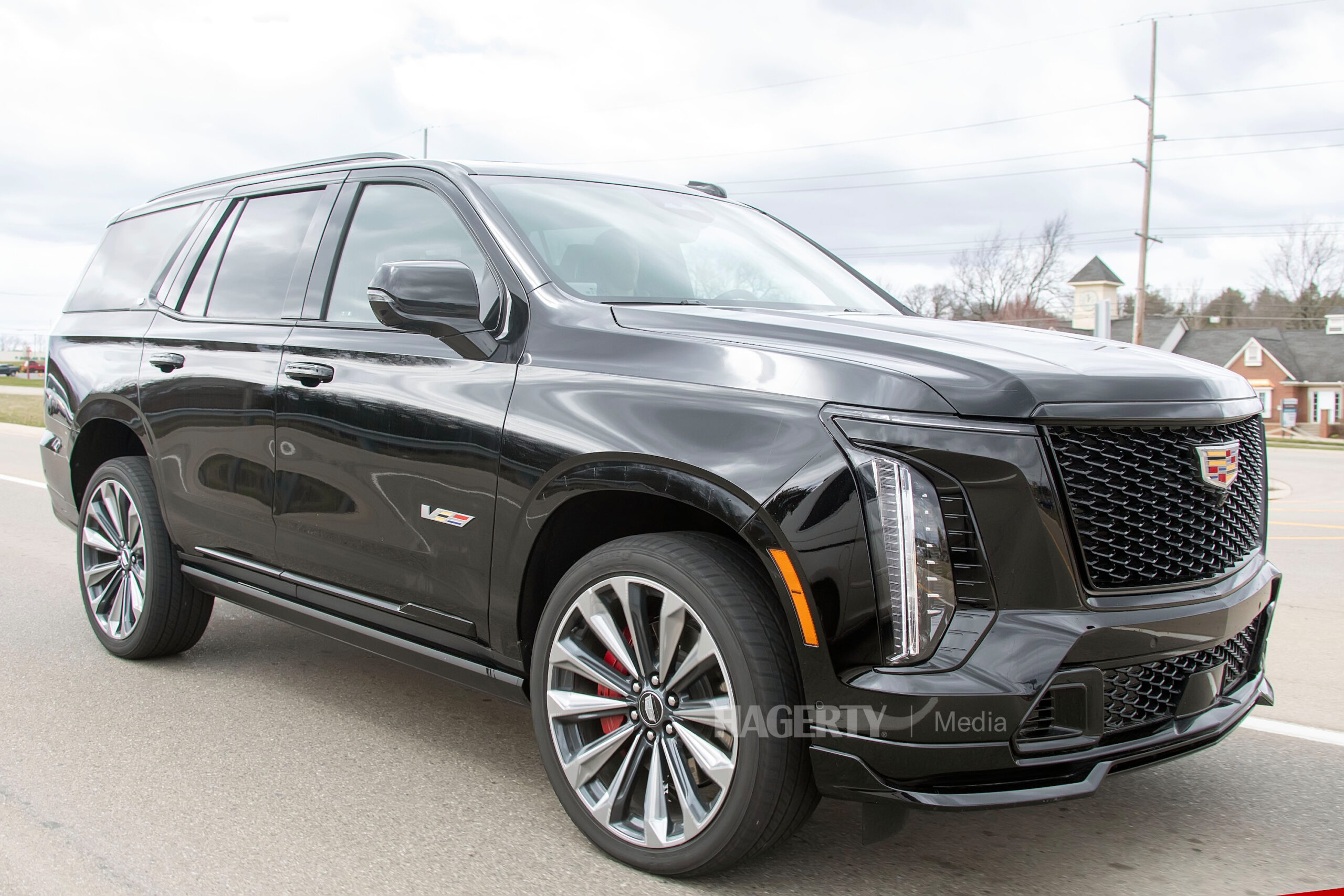 Spied: Supercharged Escalade-V Returns on 24s, with 55-inch Touchscreen ...