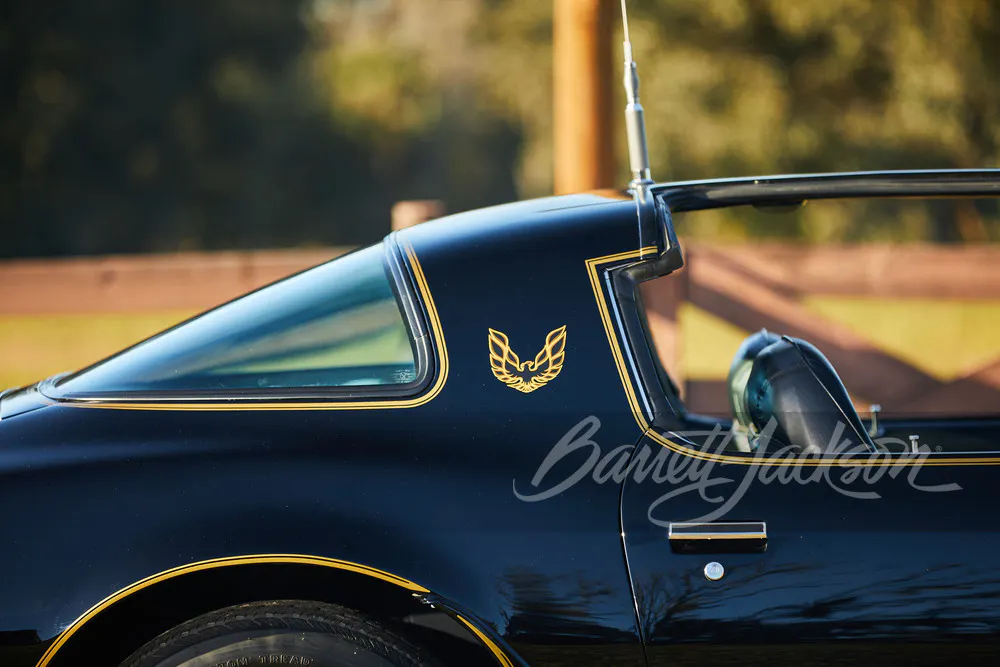 Reynolds’ Final Bandit Trans Am Roars Across the Auction Block ...