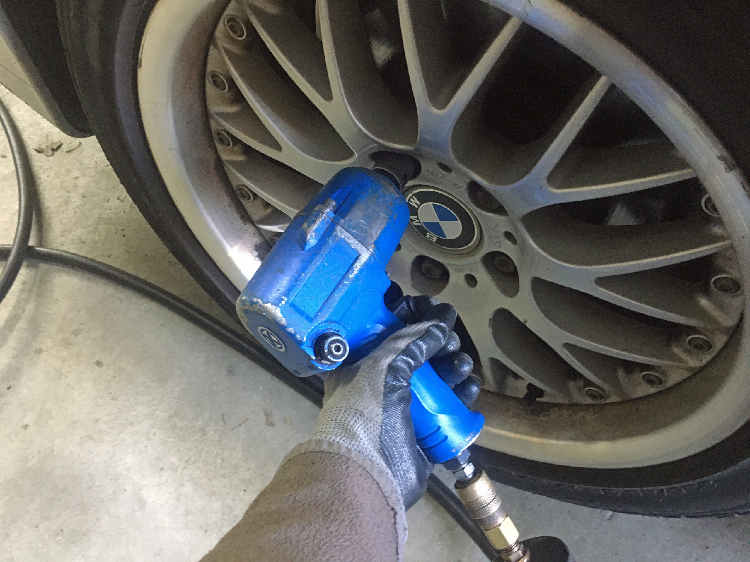 How to Swap Your Wheels Without Wrenching Your Back - Hagerty Media