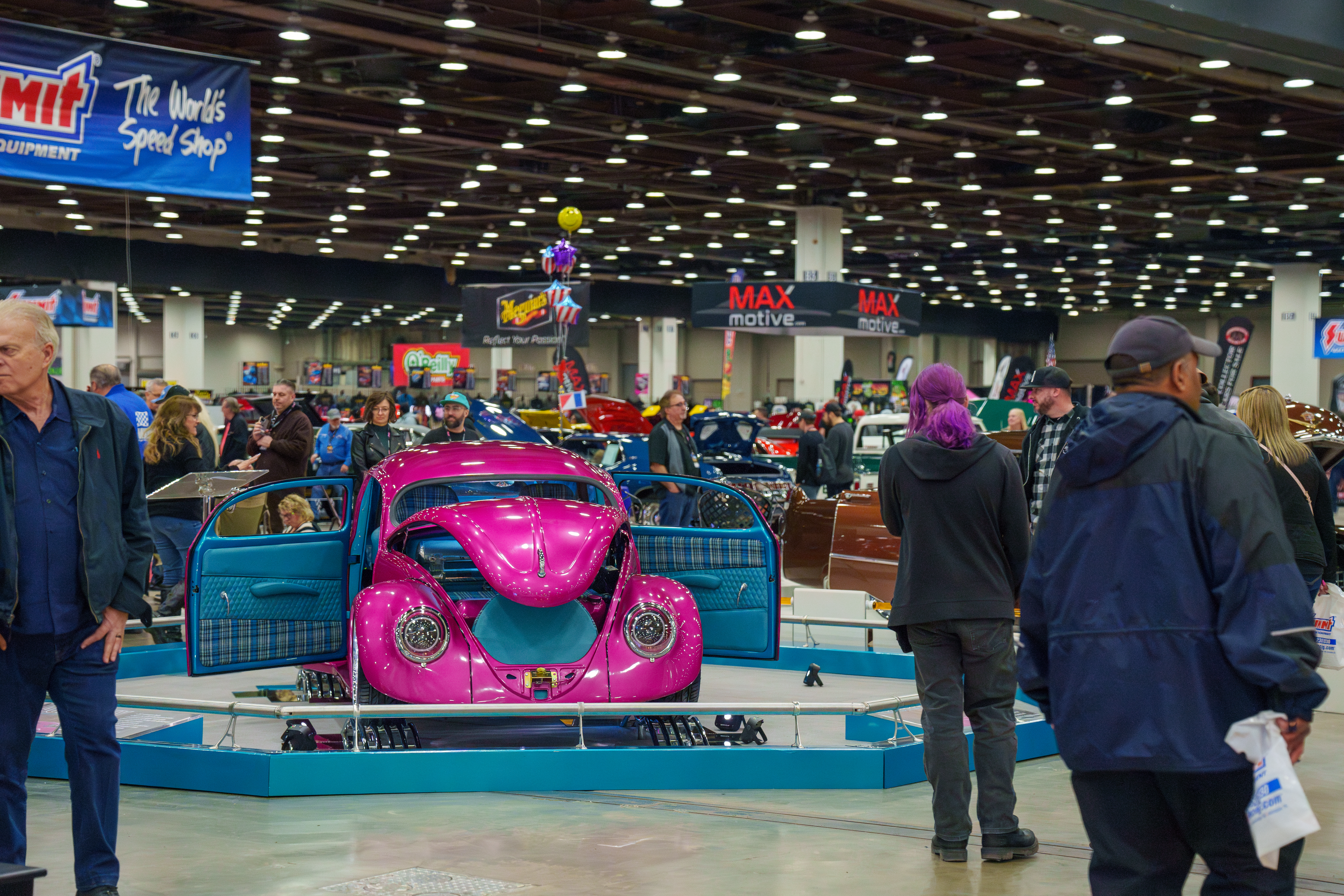 Vintage VWs Brought, and Kept, This Hot-Rodding Couple Together ...