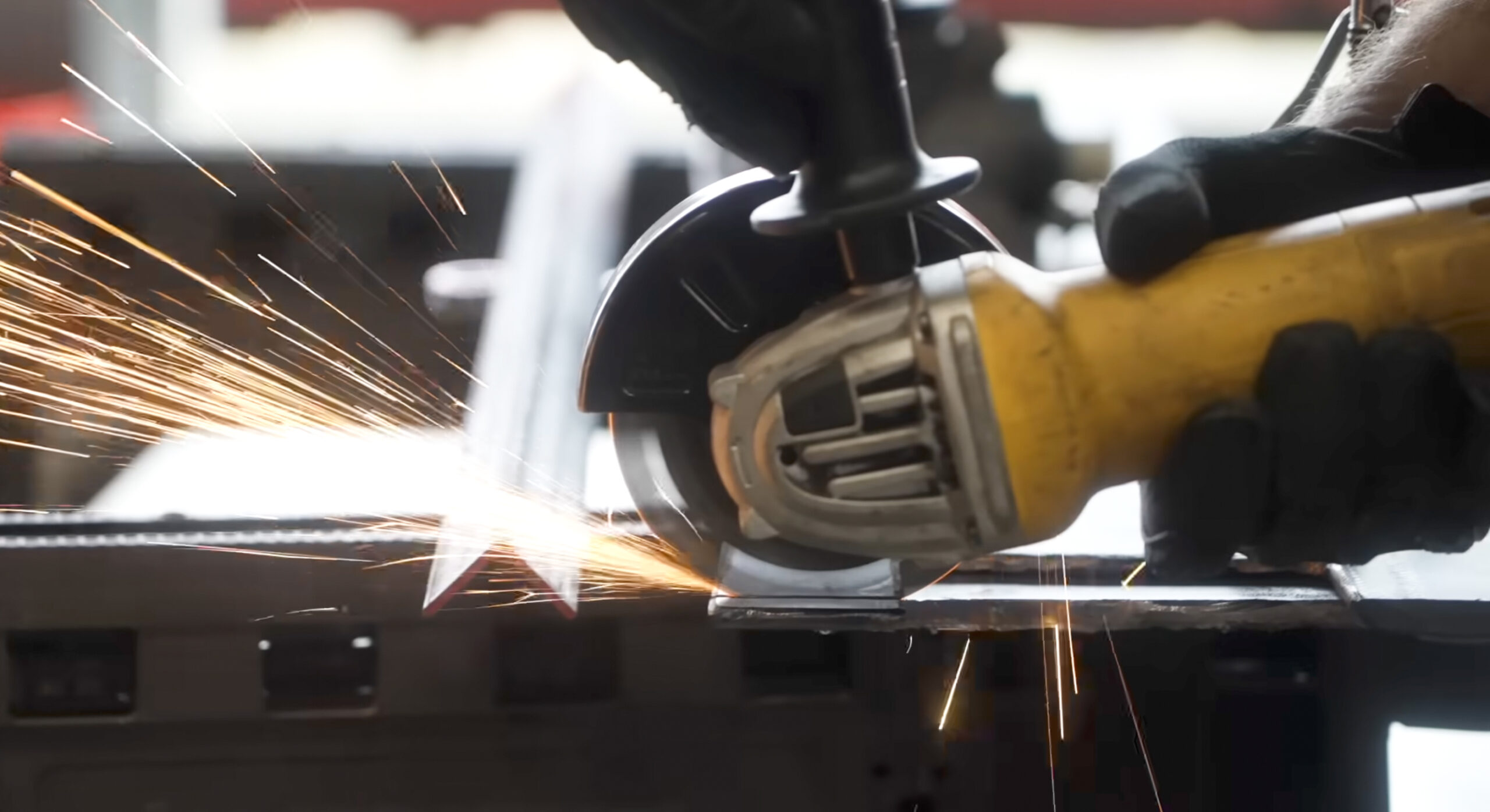 Never to Fly Again, Elvis' Jet Becomes an RV. And 1000 Souvenirs ...