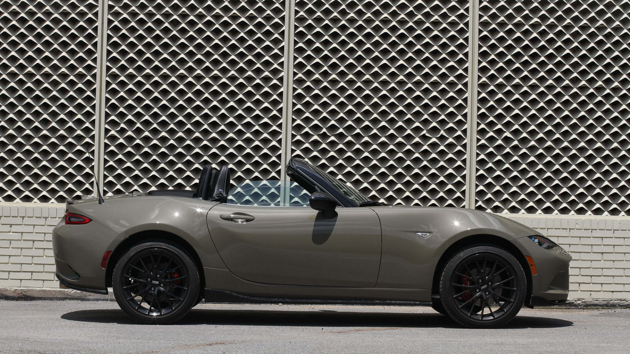 Colorblind: "Grayscale Palette" Applies to Most Car Color Preferences ...