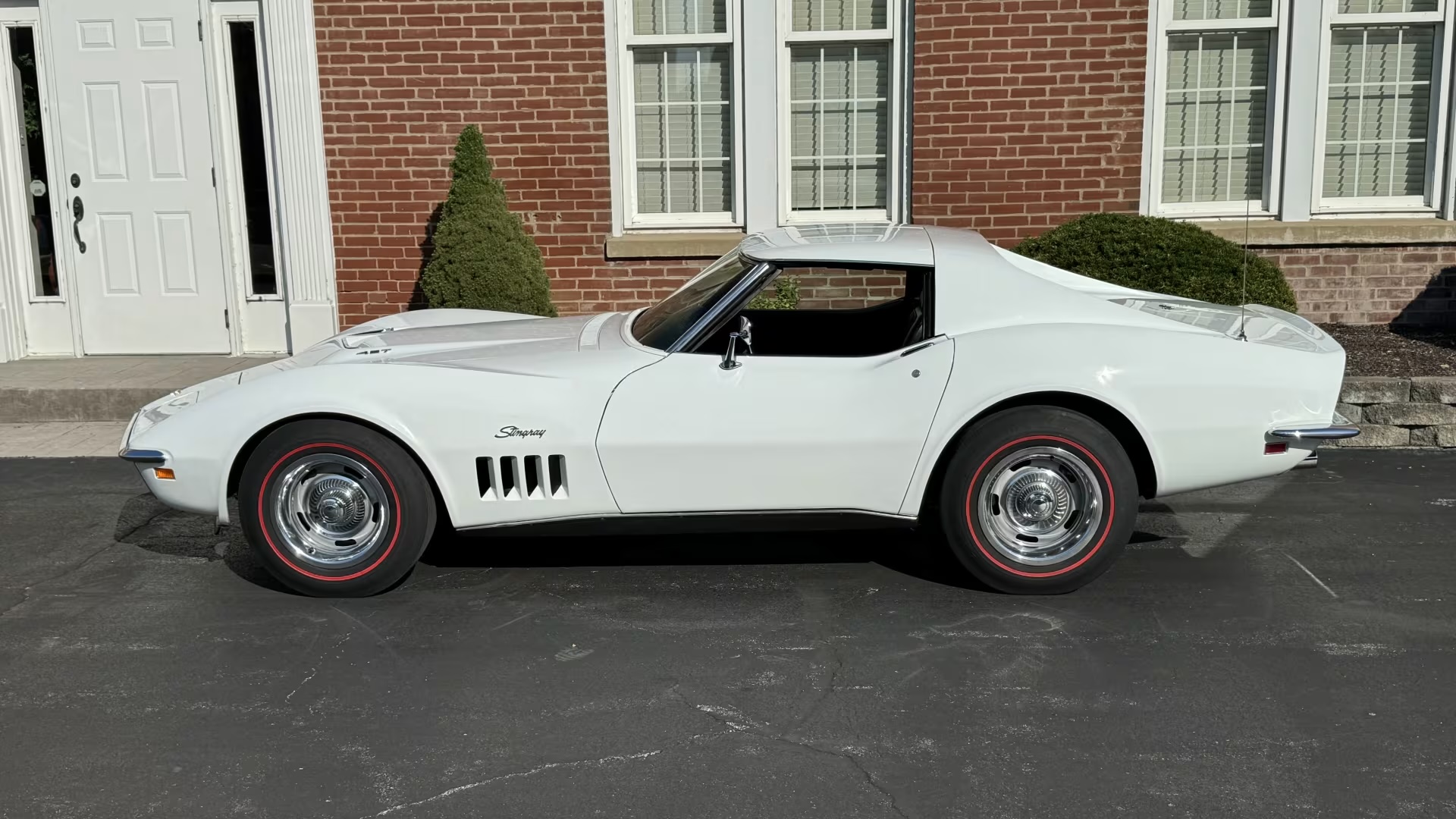 This Corvette Stingray Is a Sleeper That Really Speaks to Me - Hagerty ...