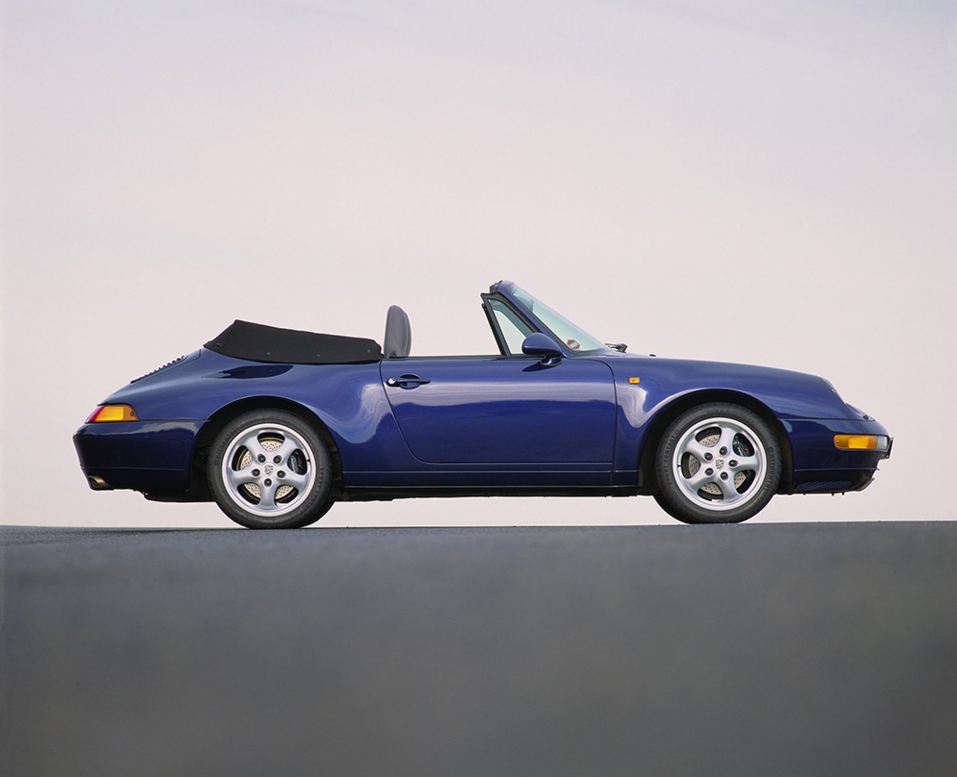 What to Know about the 993-Generation Porsche 911 - Hagerty Media