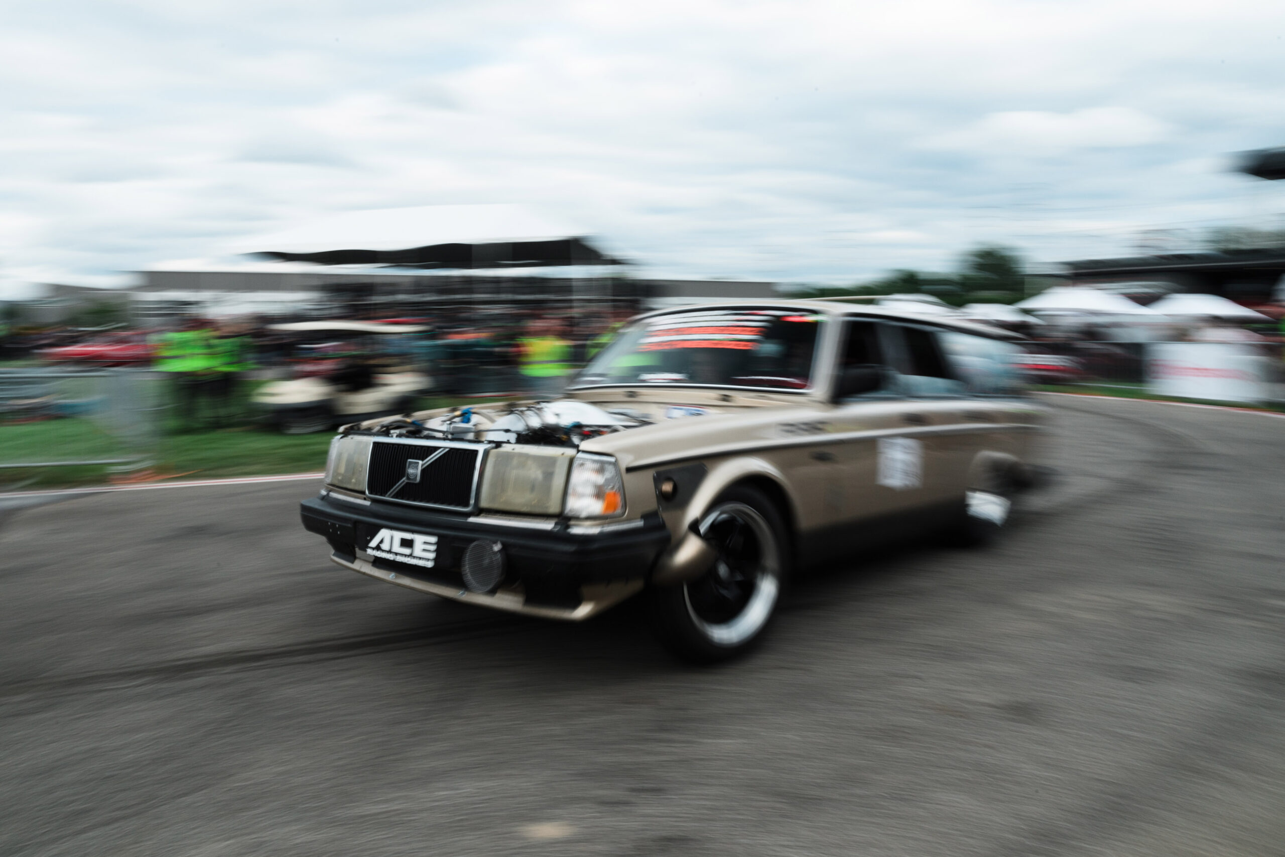 At Detroit’s Roadkill Nights 2024, Two Local Drag Racers Defend Their ...