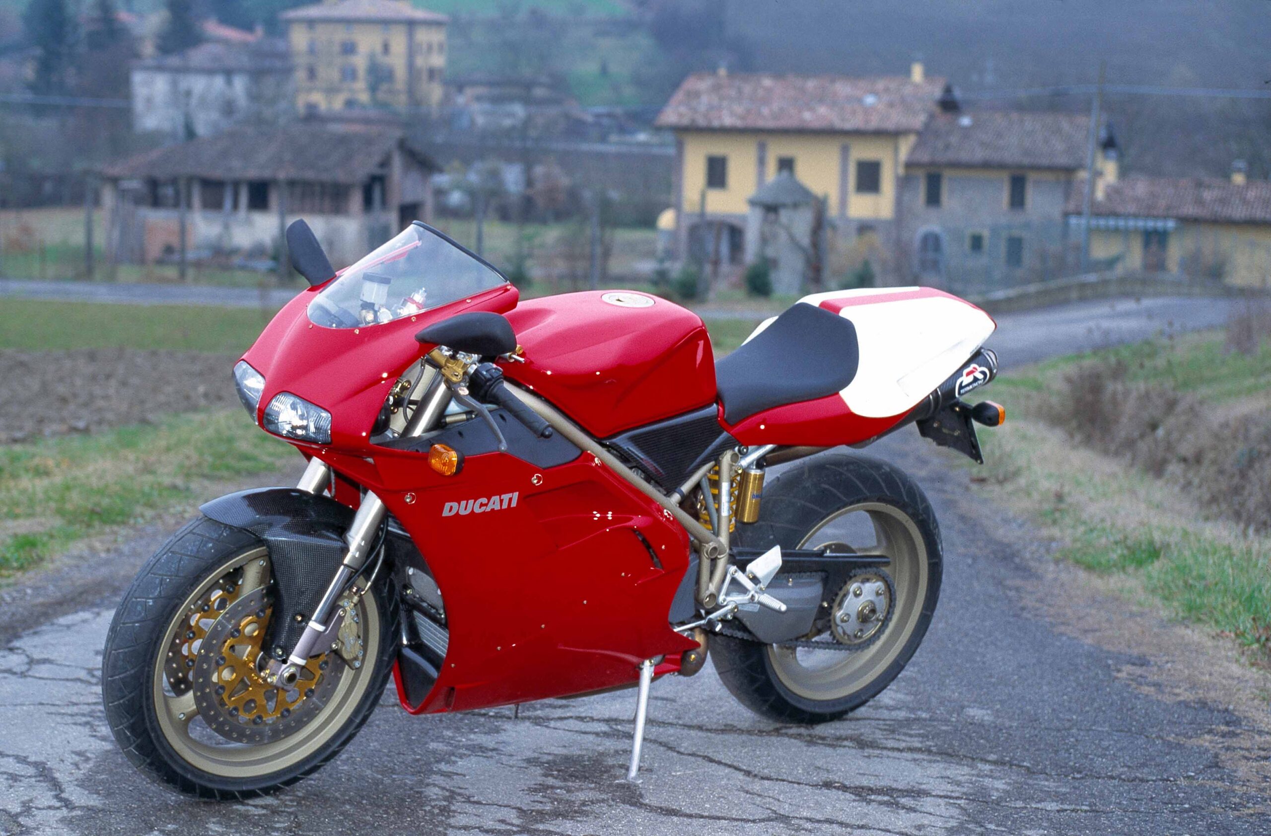 The Gorgeous 916 Changed Ducati’s Trajectory Forever - Hagerty Media