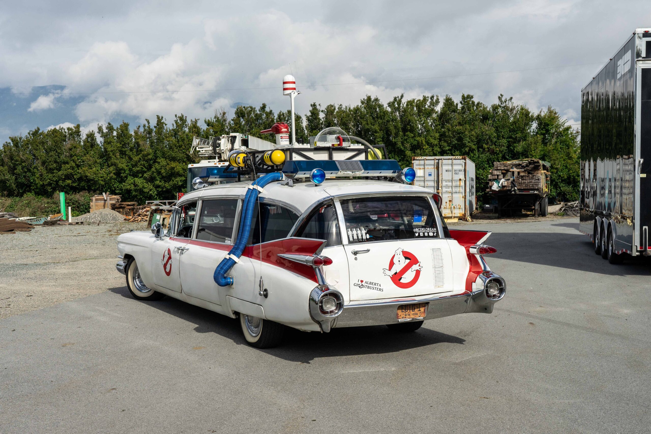 Forty Years After Ghostbusters First Hit Theaters, the Ecto-1 Is Still ...