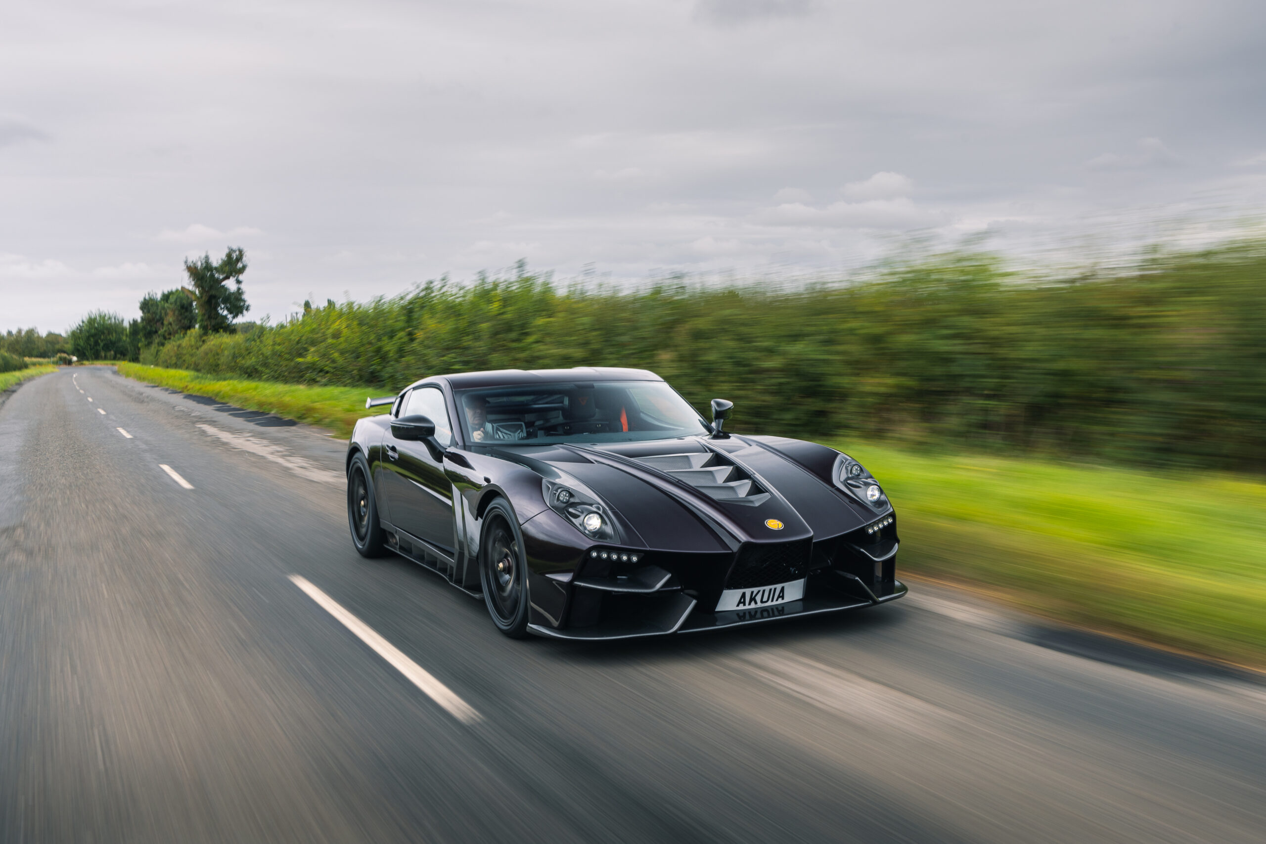 600-HP Akula Supercar Is an Anniversary Gift to Ginetta's Owner—and 19 ...