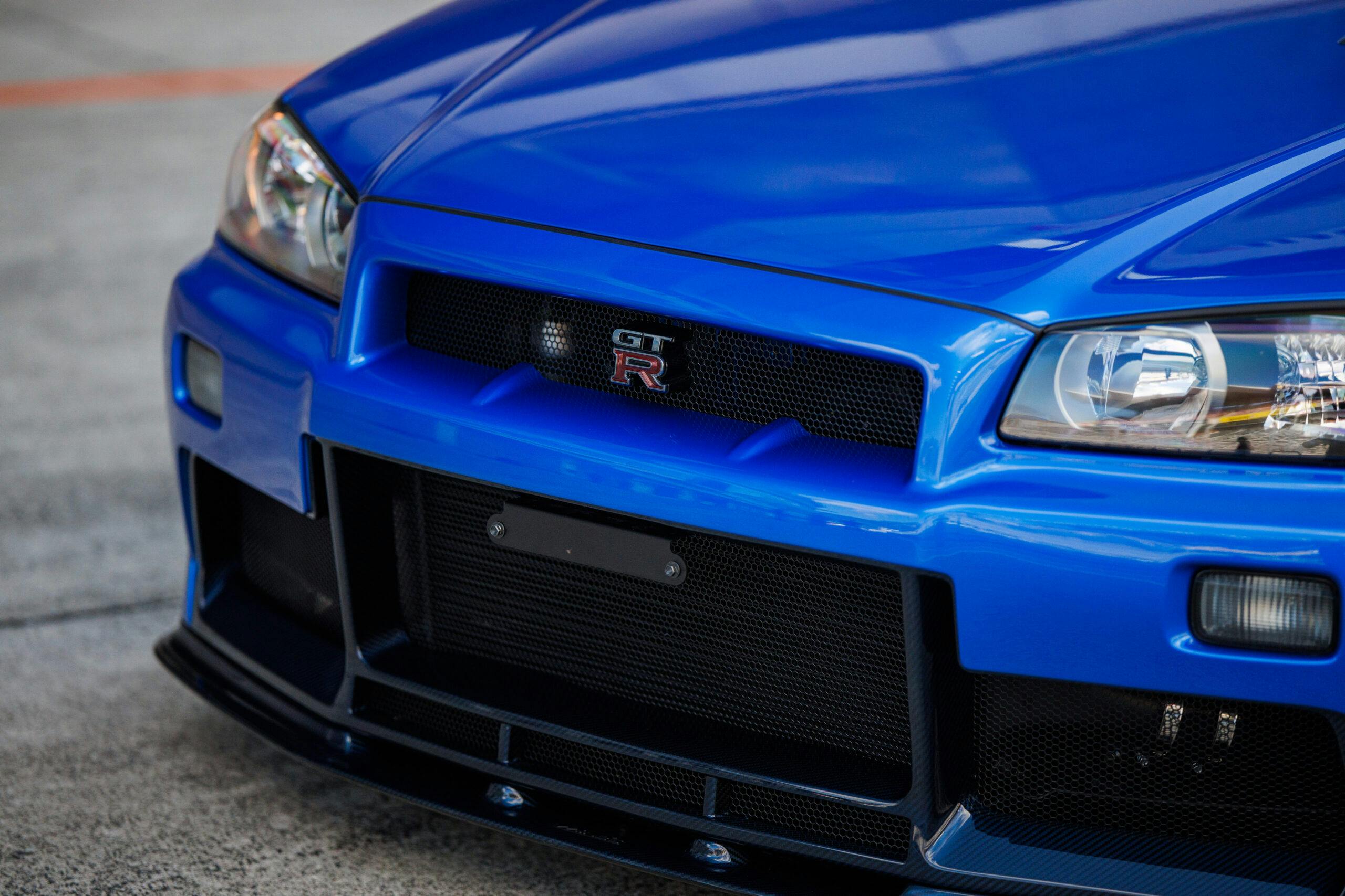 Built By Legends Turns Classic Nissan Skyline GT-R Into A Carbon-Fiber ...