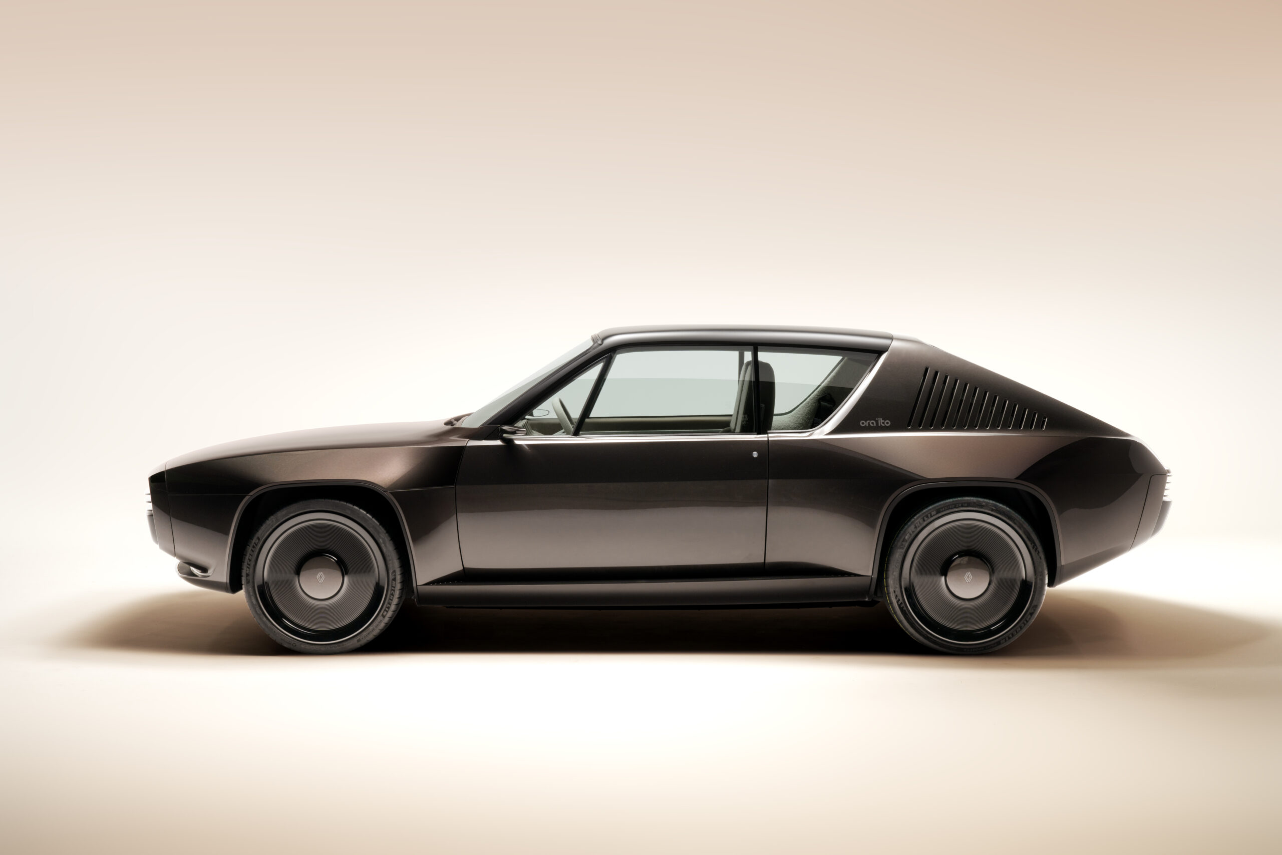 Heavenly 17 Restomod Adds to Renault's Retro Future - Hagerty Media