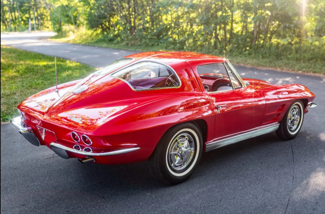 One User Has Spent Millions Buying 26 Split-Window Corvettes on BaT ...