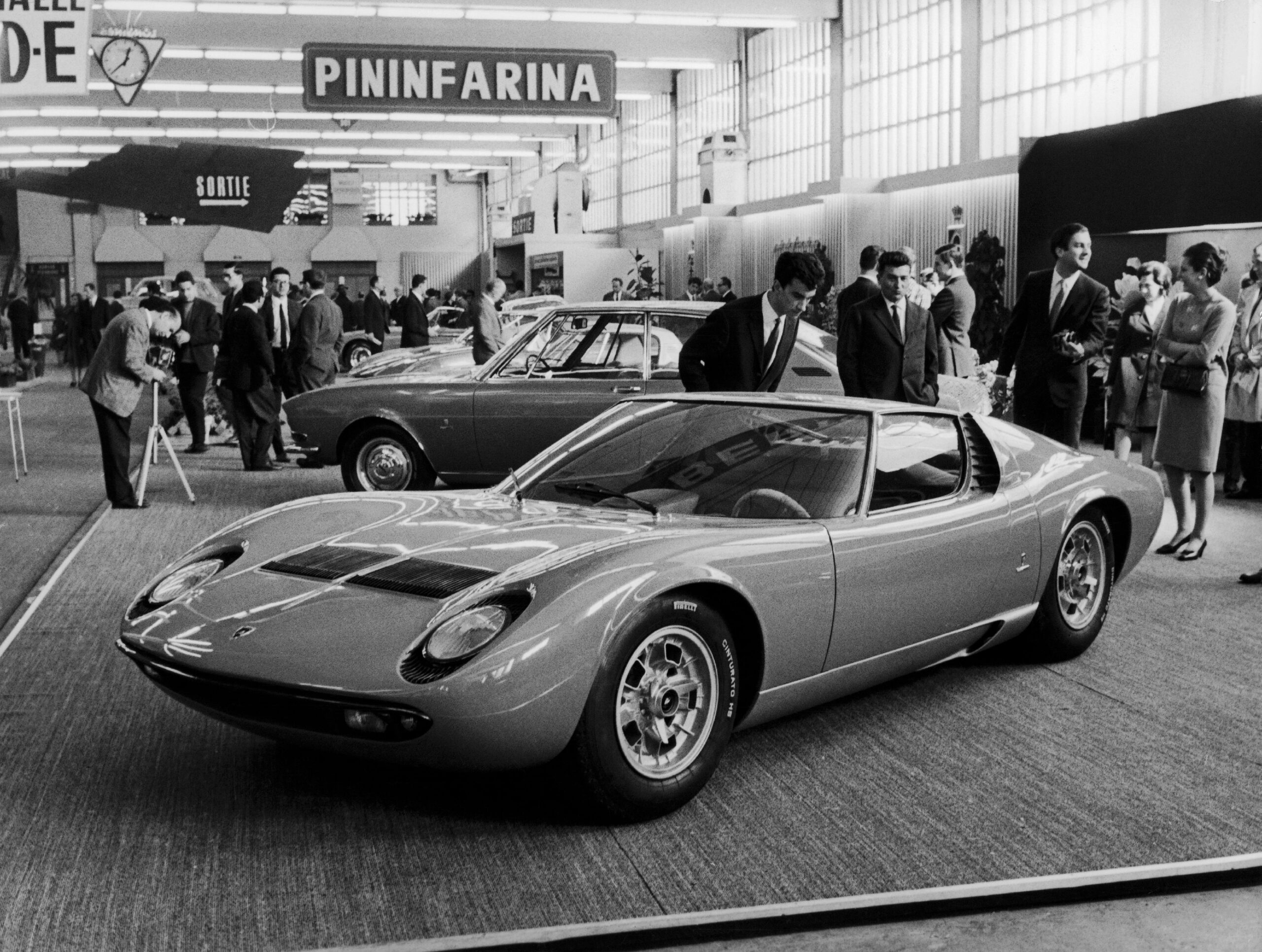 This Lamborghini Miura Is Rolling Art - Hagerty Media