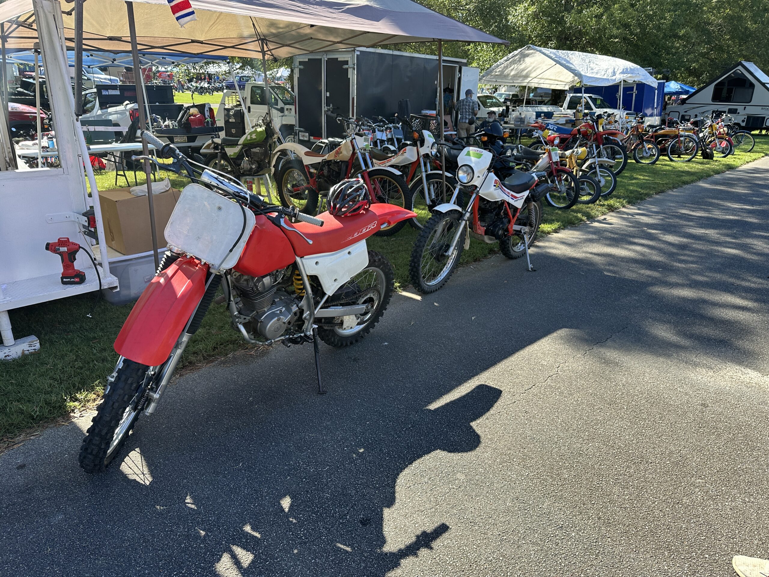 7 Tips for a Great Day at a Swap Meet - Hagerty Media