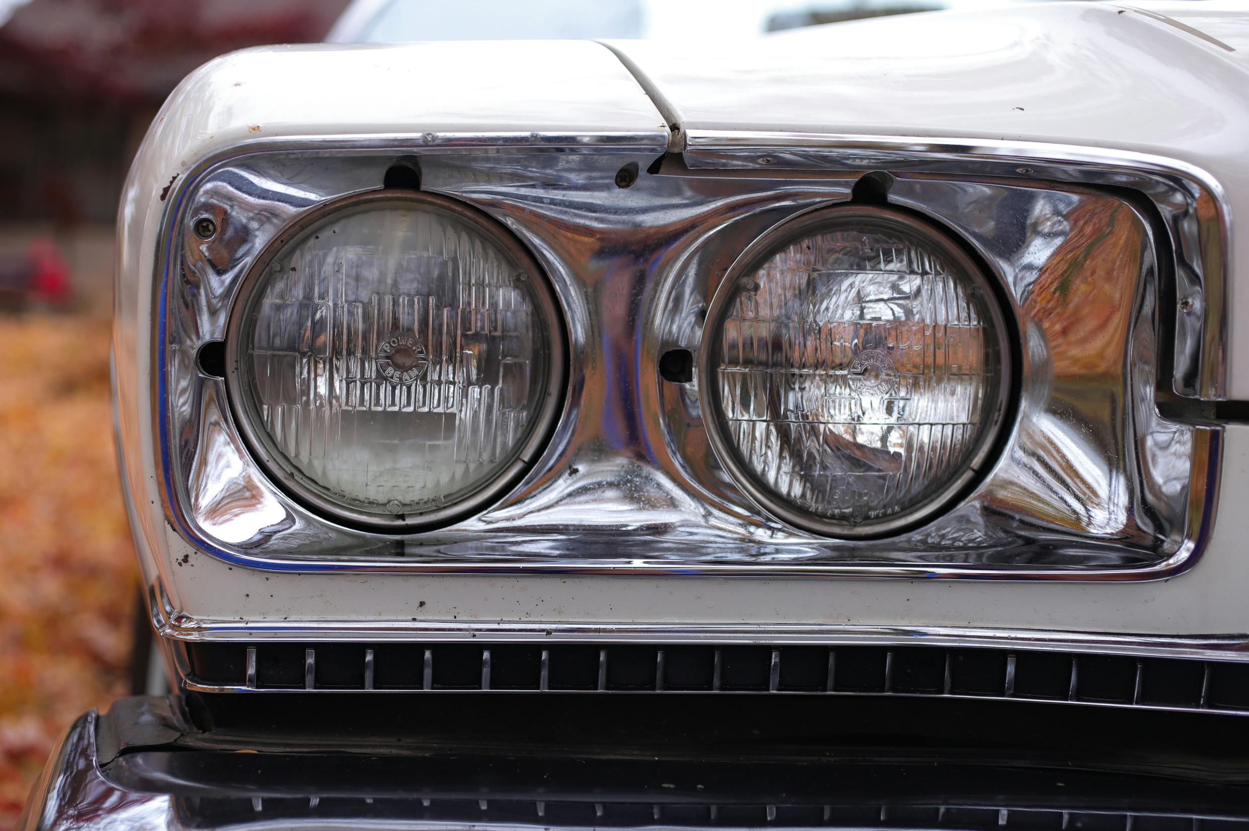 How the Humble Sealed-Beam Headlight Hobbled American Automotive Design ...