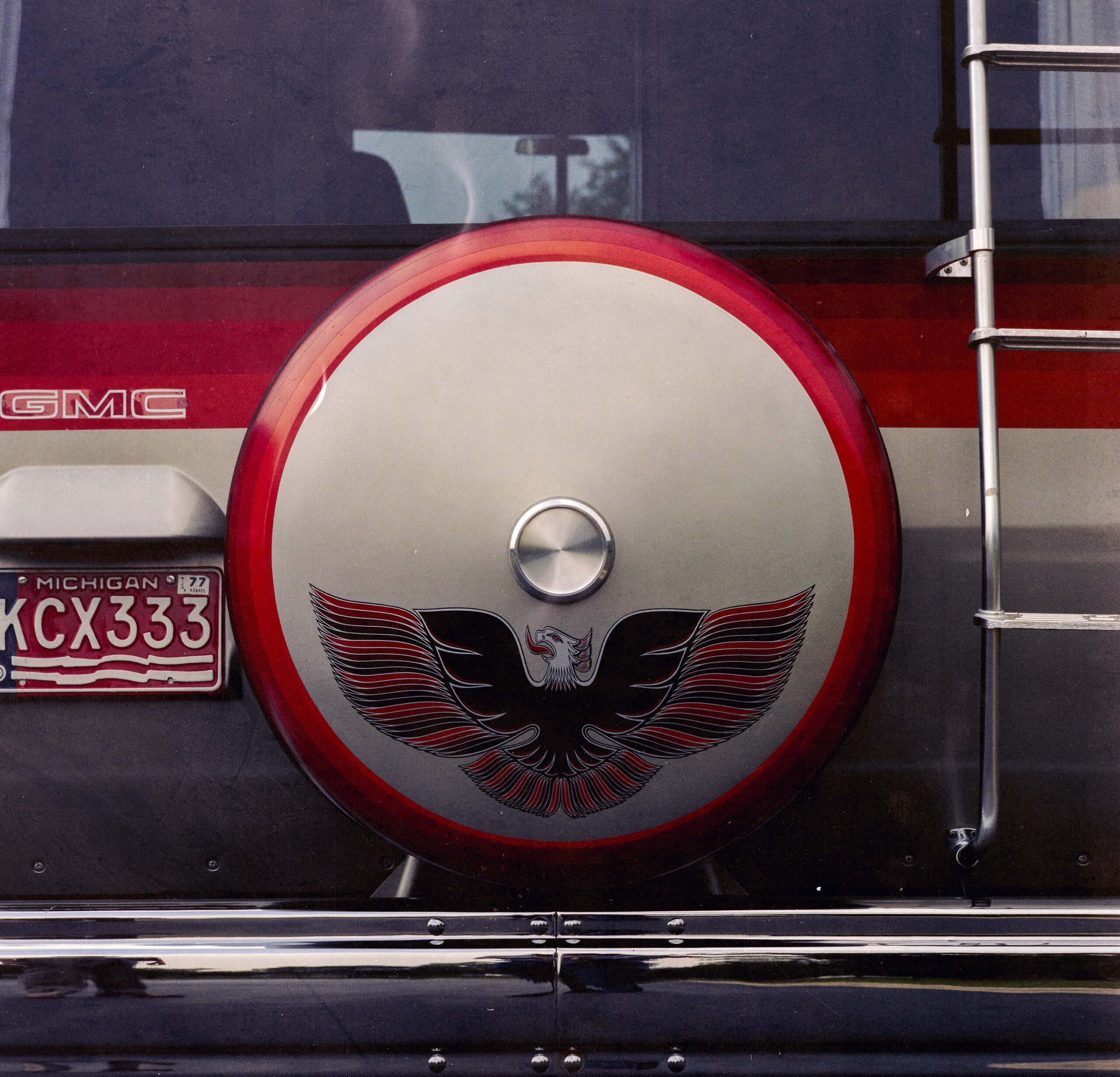 In the '70s, Pontiac Put a Firebird on an RV to Mark Its Territory ...