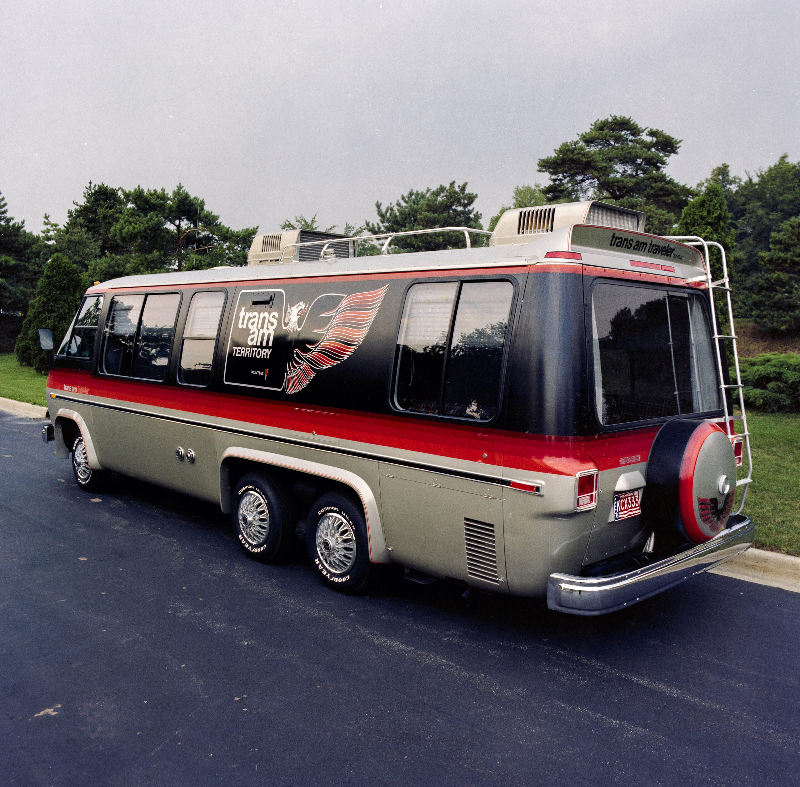 In the '70s, Pontiac Put a Firebird on an RV to Mark Its Territory ...
