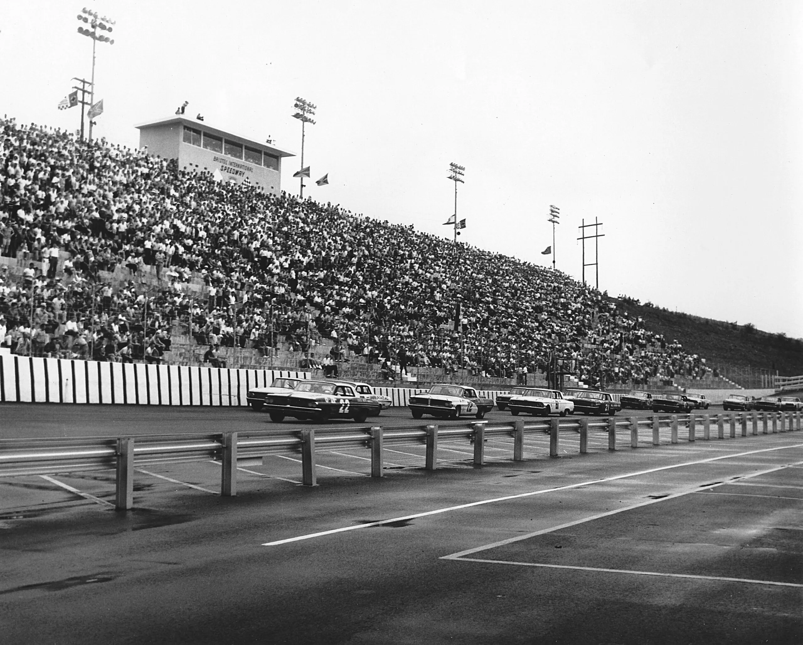 Roger Penske’s Sole NASCAR Win as a Driver Was in a Pontiac Catalina ...