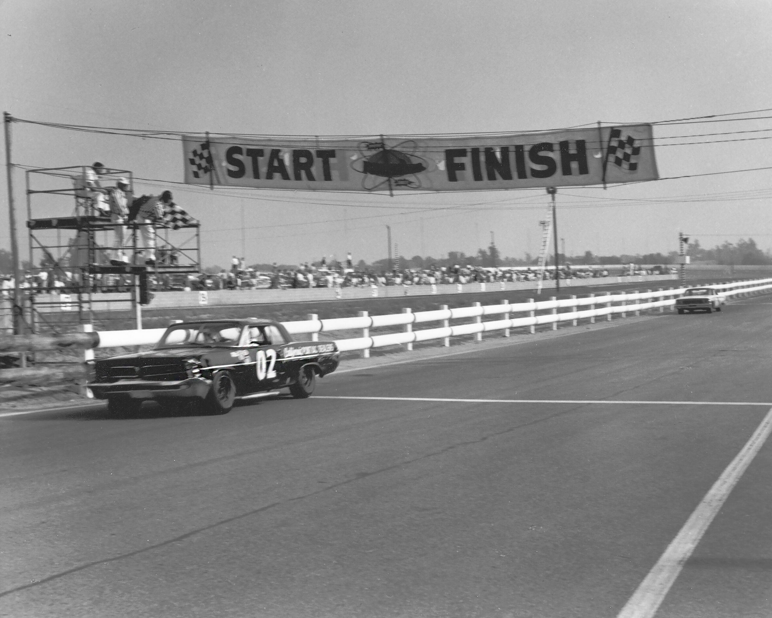 Roger Penske’s Sole NASCAR Win as a Driver Was in a Pontiac Catalina ...