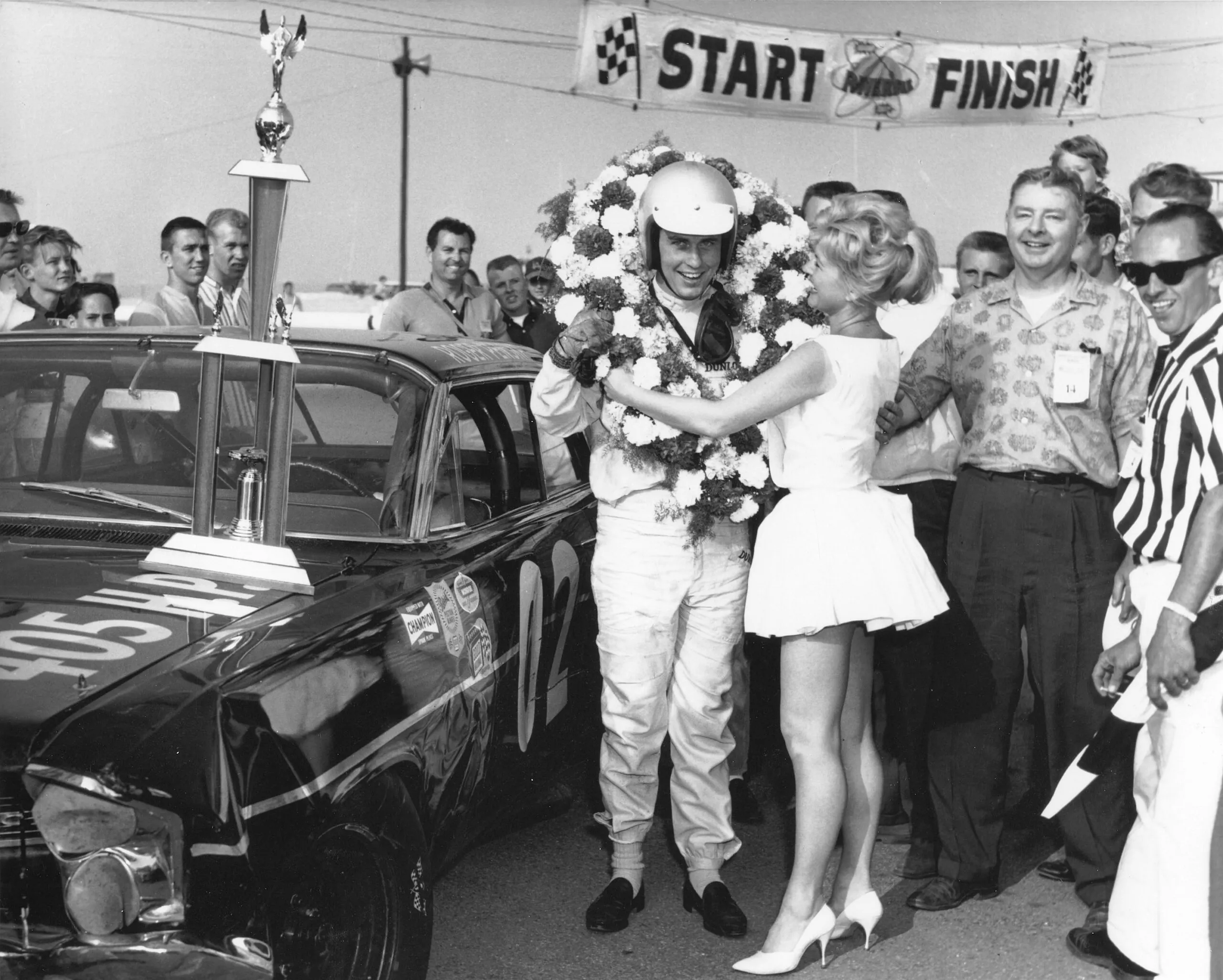 Roger Penske’s Sole NASCAR Win as a Driver Was in a Pontiac Catalina ...