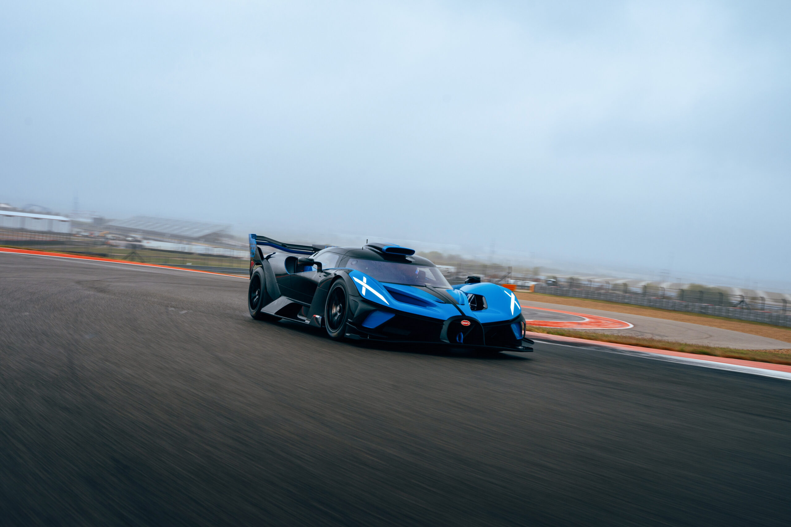 Watch a Bugatti Bolide Top 200 mph at the Circuit of the Americas ...