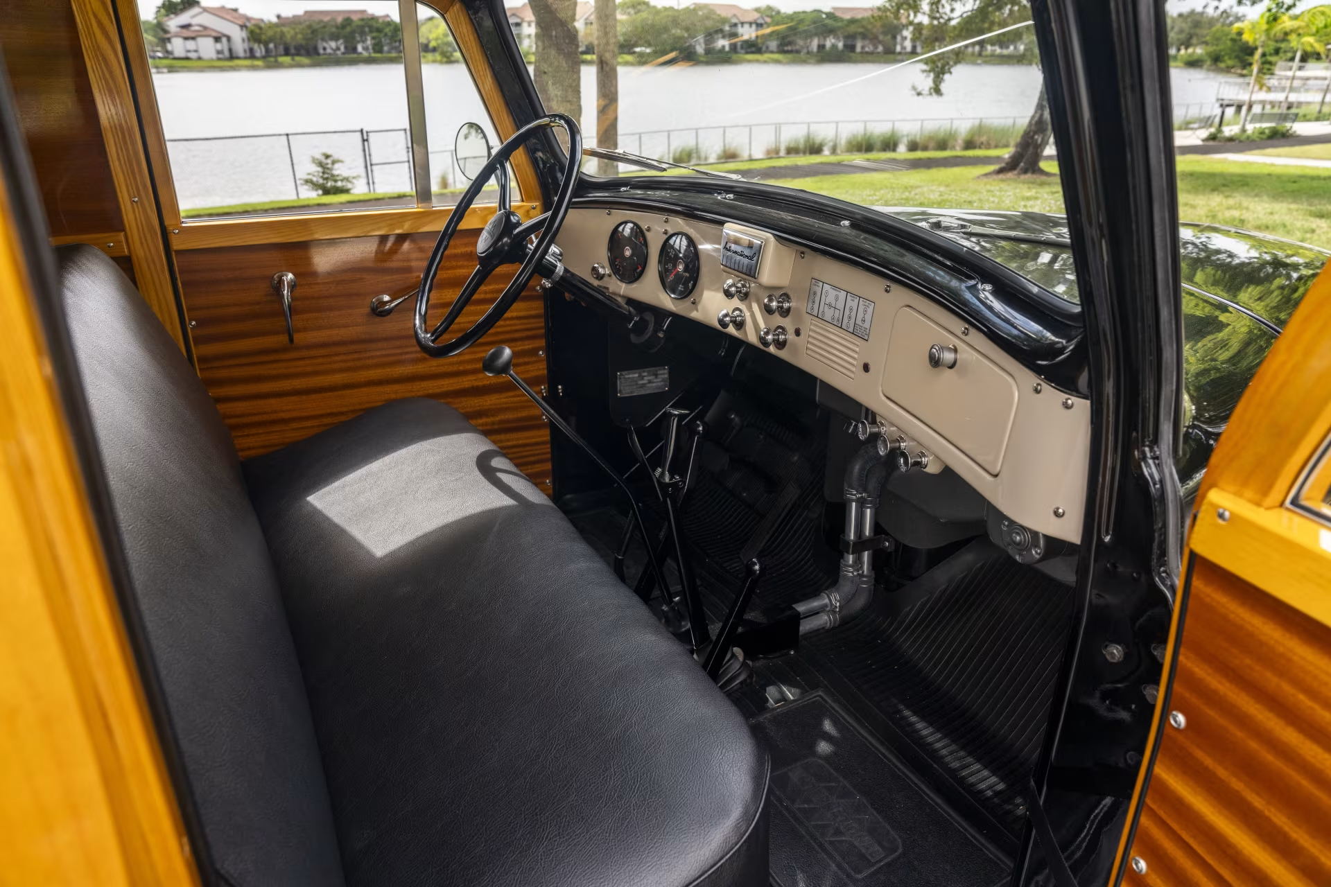 New Dream Truck Unlocked: 1-of-5 International Harvester R-140 Woody ...