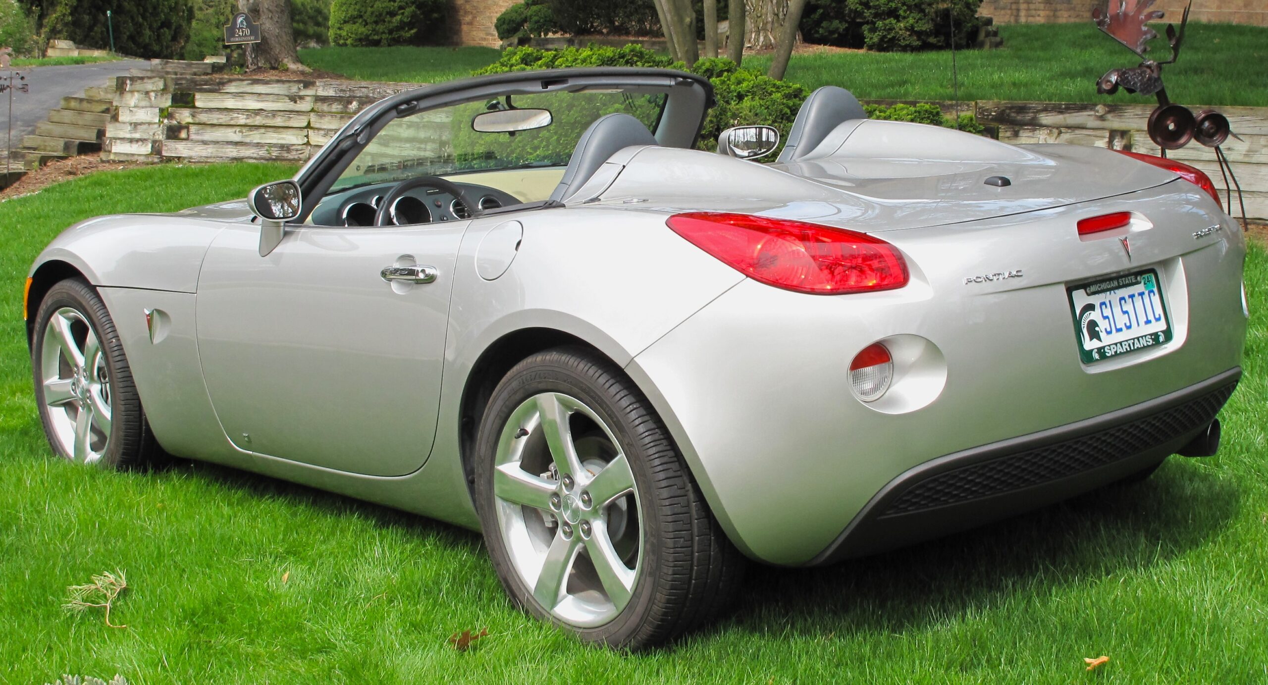 Pontiac Solstice: How Bob Lutz Finally Got His Dream Roadster - Hagerty ...