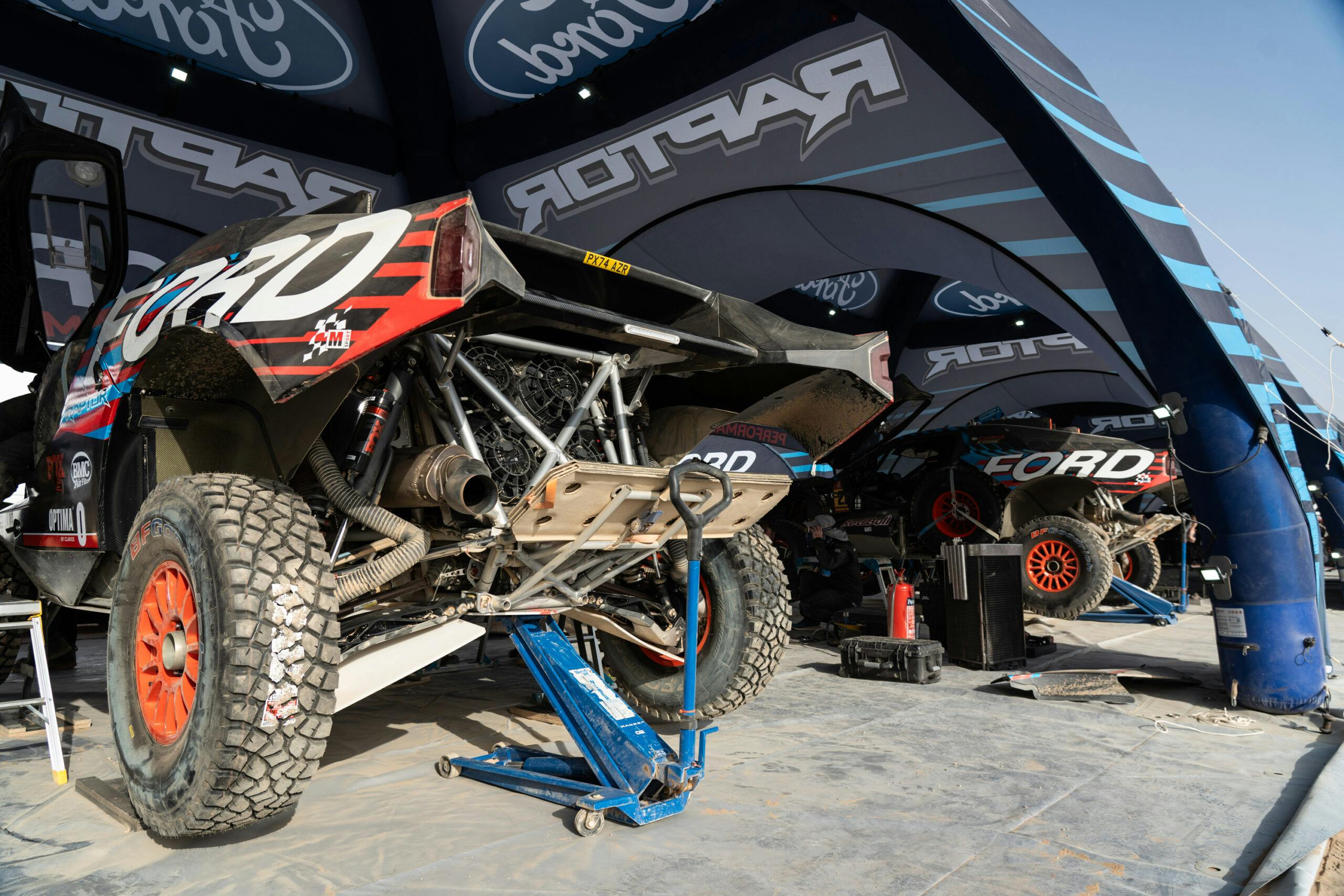 Inside Ford's Attempt to Conquer Dakar with "The Ultimate Raptor ...