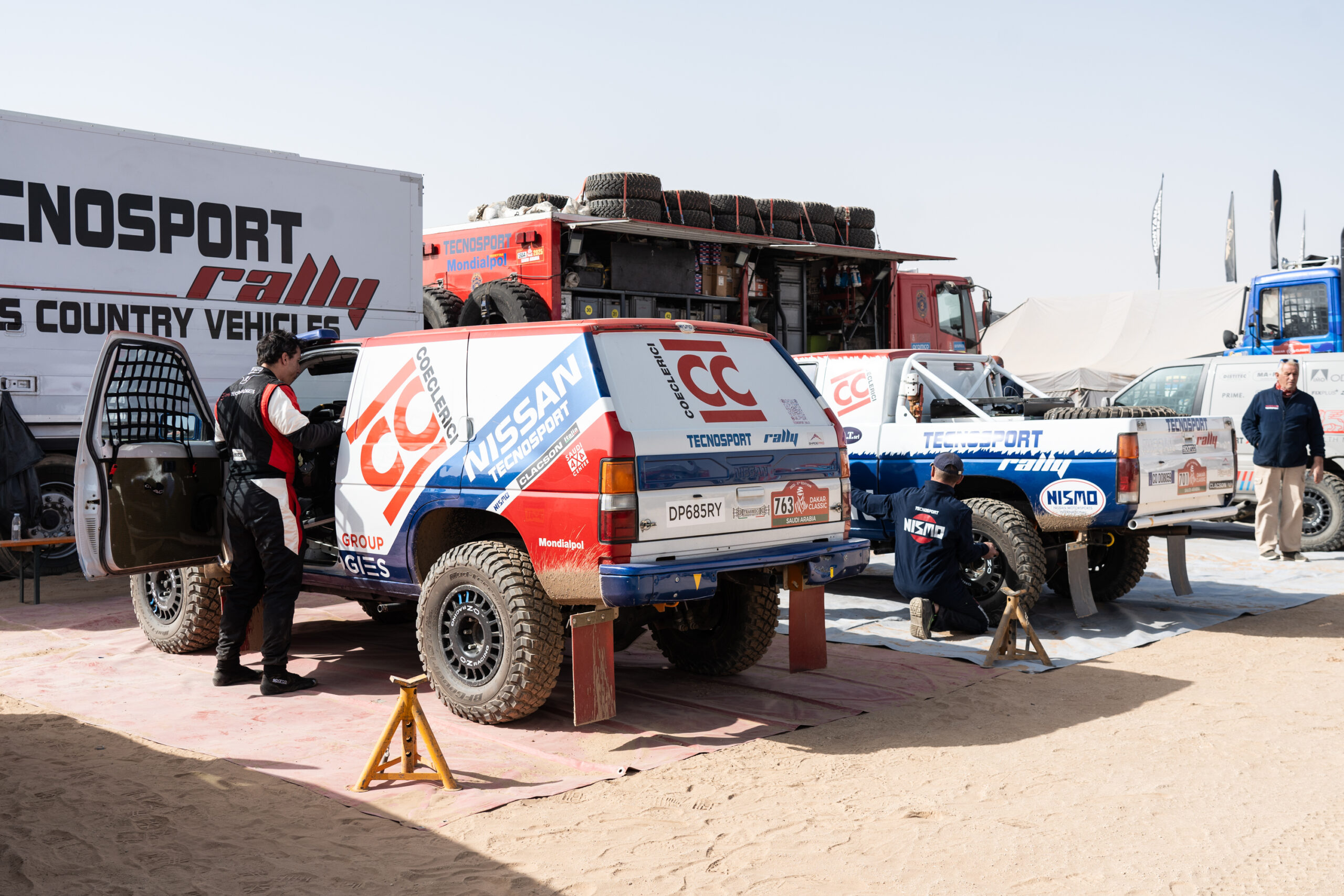 Inside Ford's Attempt to Conquer Dakar with "The Ultimate Raptor ...