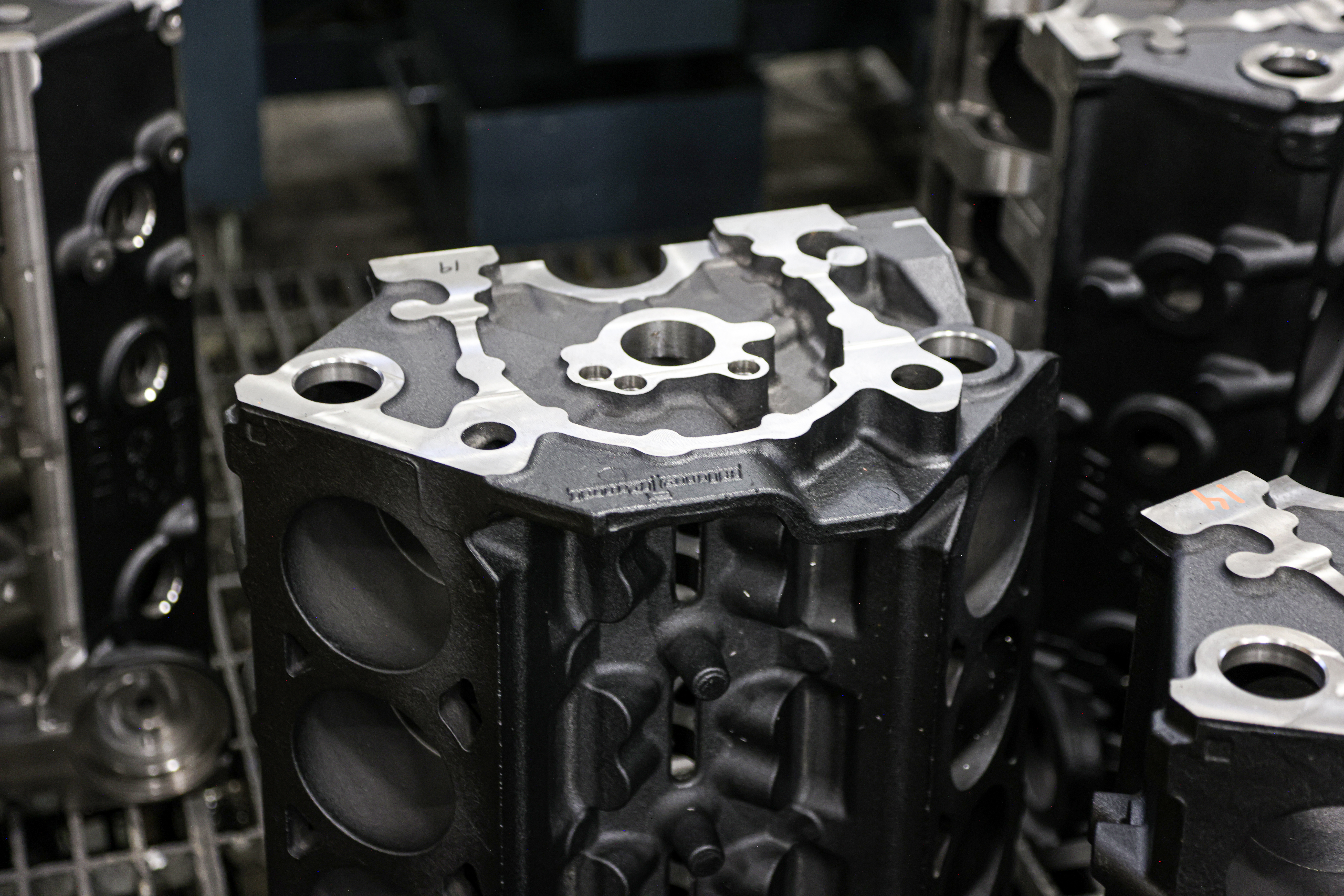 How BluePrint Engines Builds 80 Crate Motors a Day - Hagerty Media