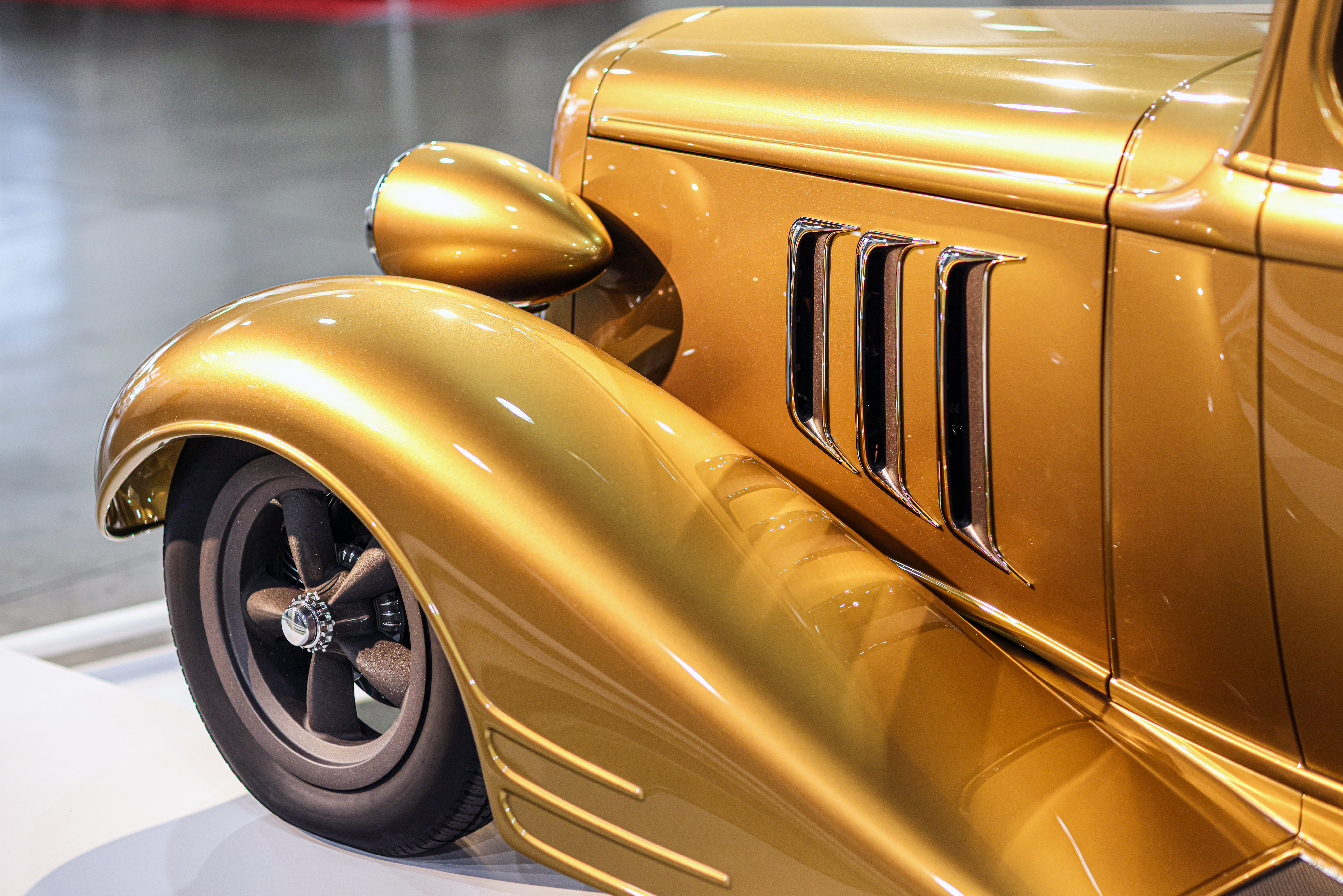 Bill Barbato's 1933 Pontiac Sedan Is 2025's Al Slonaker Memorial Award ...