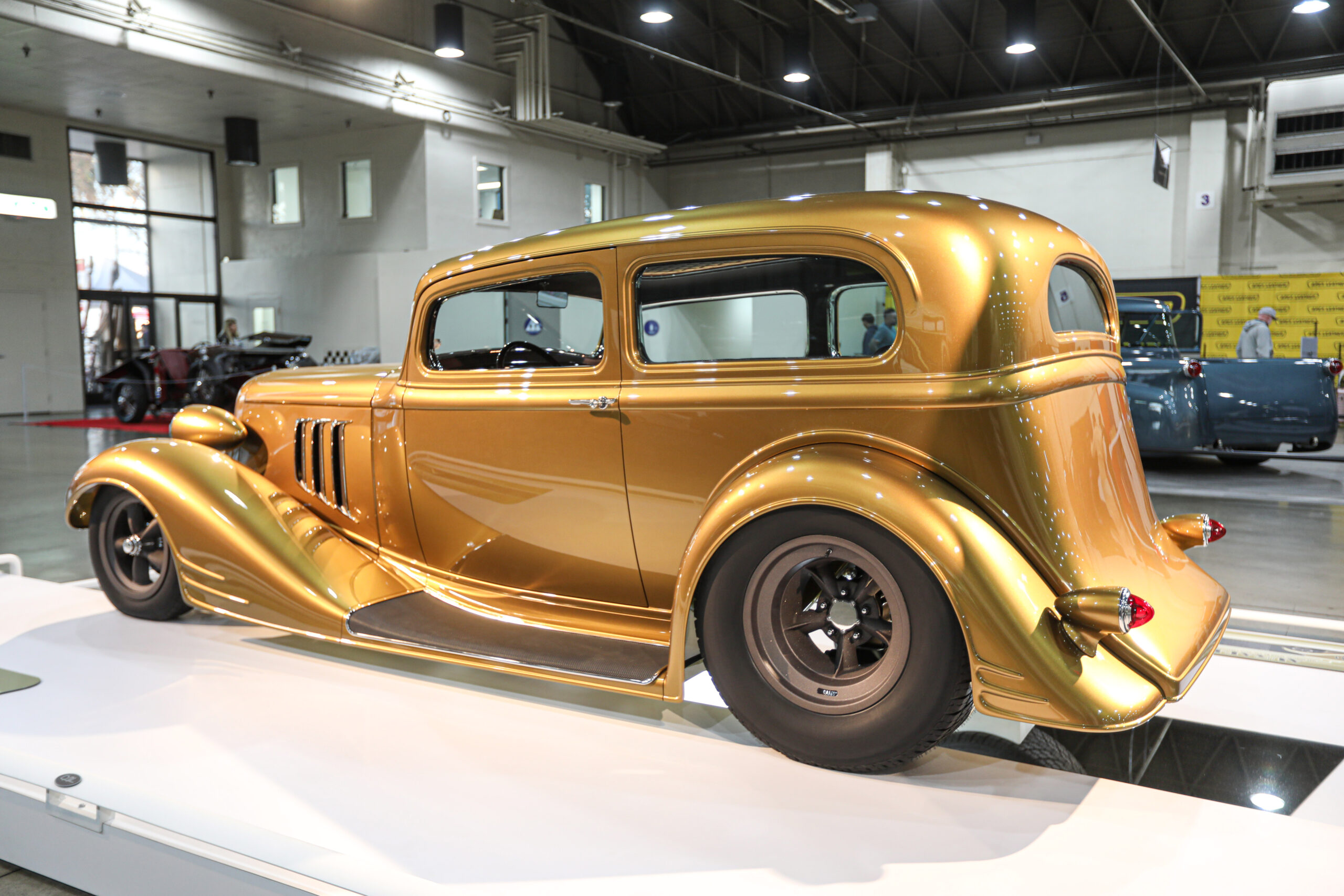 Bill Barbato's 1933 Pontiac Sedan Is 2025's Al Slonaker Memorial Award ...