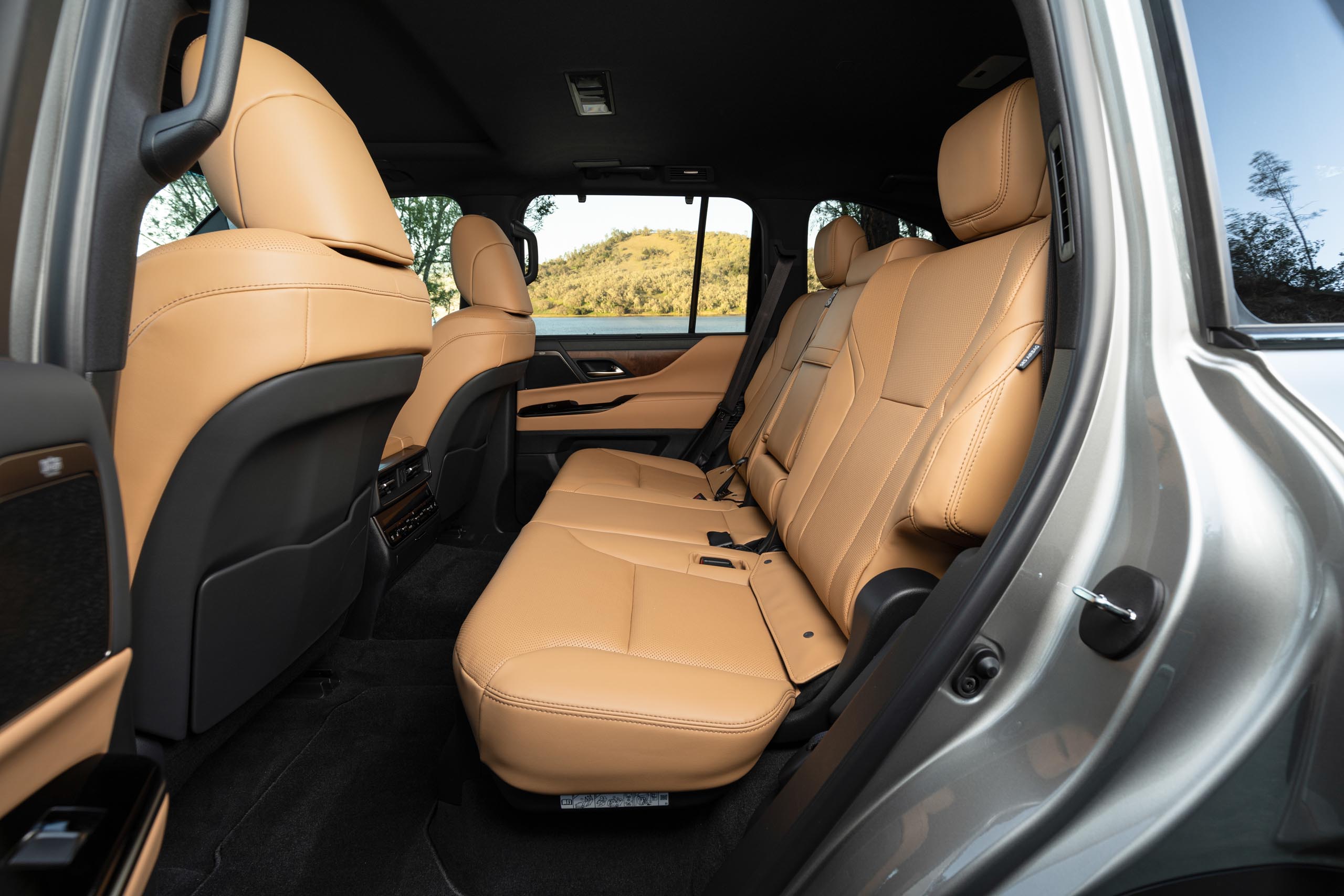2025 Lexus LX 700h Overtrail First Drive: The Flagship We've Been ...