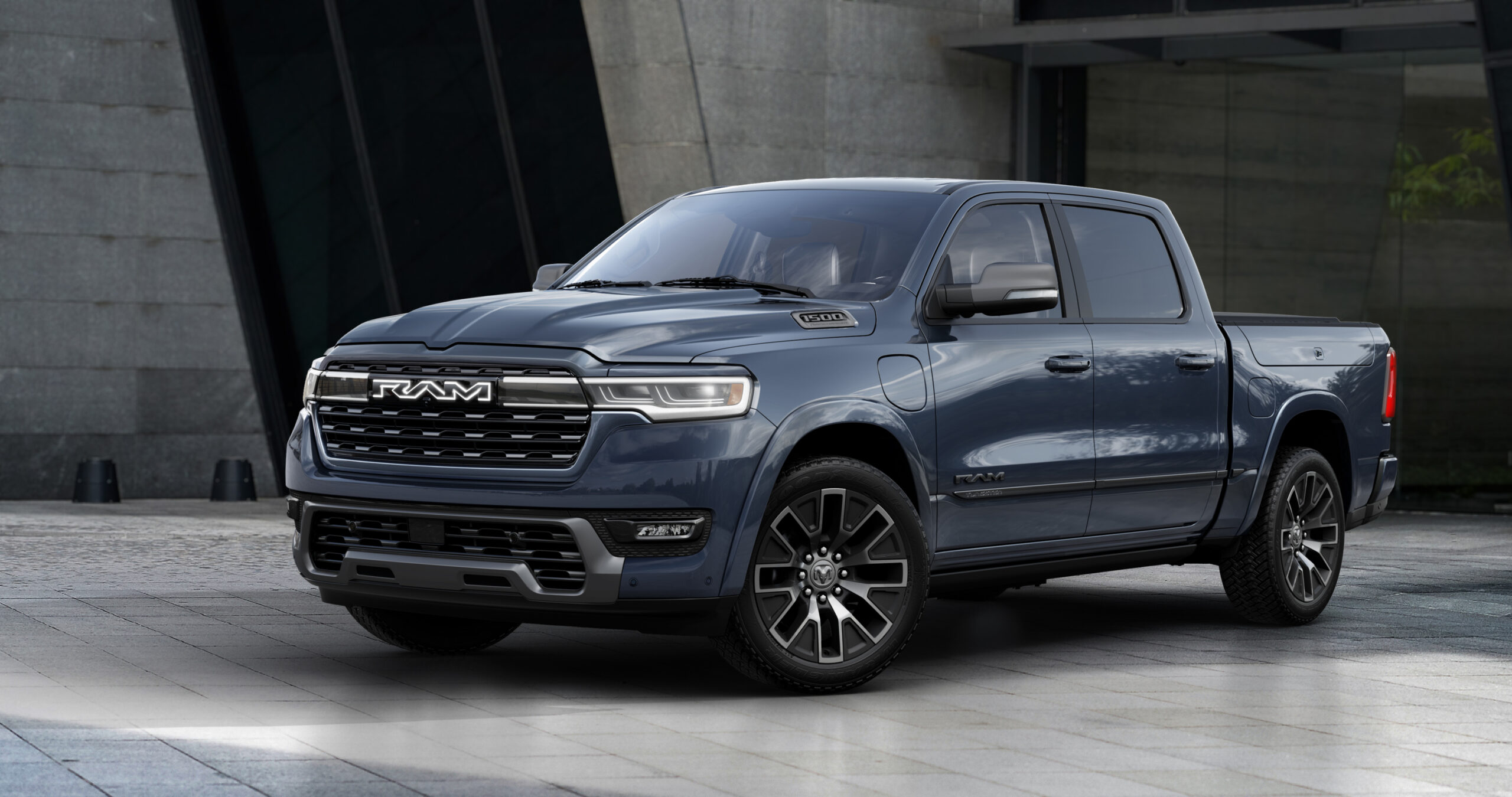 2026 Ram 1500 Ramcharger Aims to Offer Best of Both Worlds When it ...