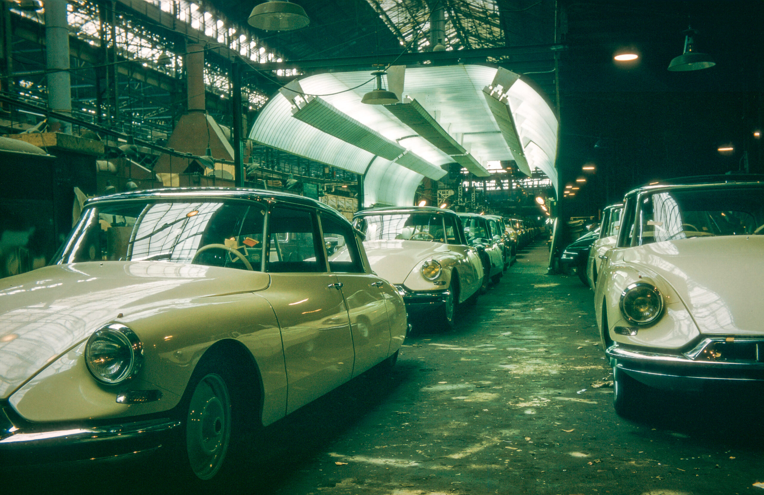 The Citroën DS, a Goddess of Design, Turns 70 - Hagerty Media