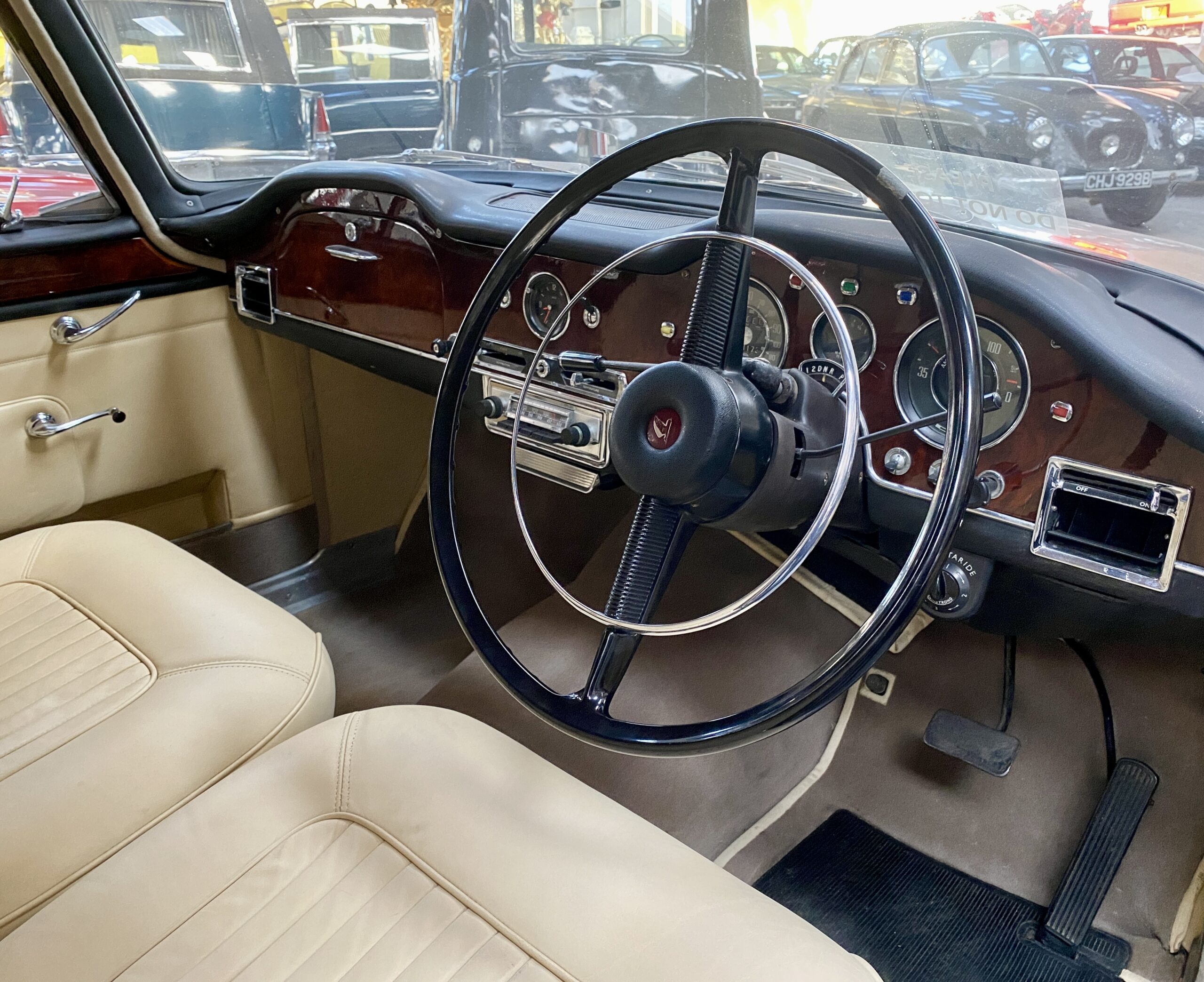Humber Imperial V8: a Chrysler-Powered British Luxury Sedan That Didn’t ...
