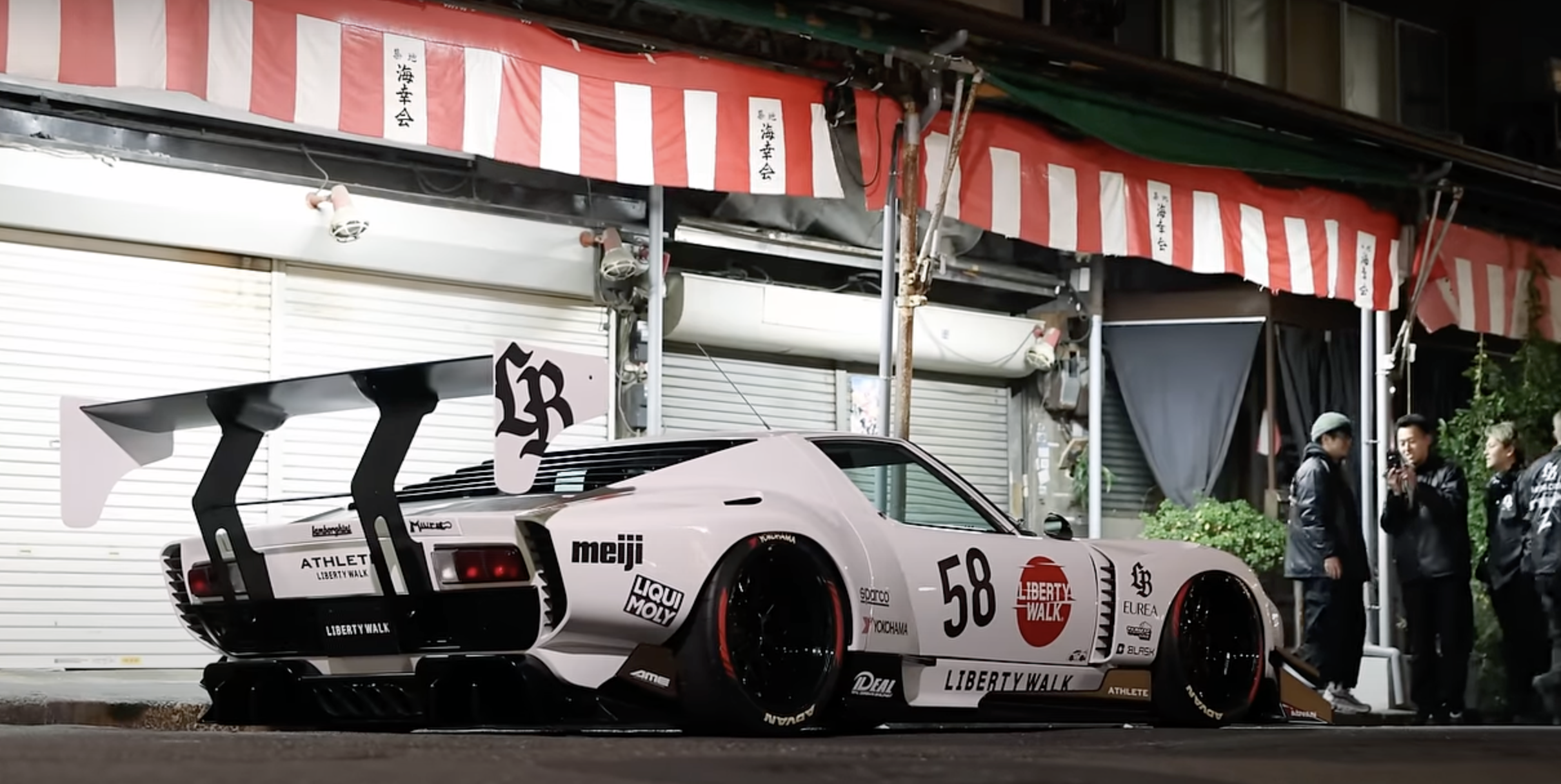 Larry Chen Secretly Photographs a Wide-Body Lamborghini Miura - Hagerty ...