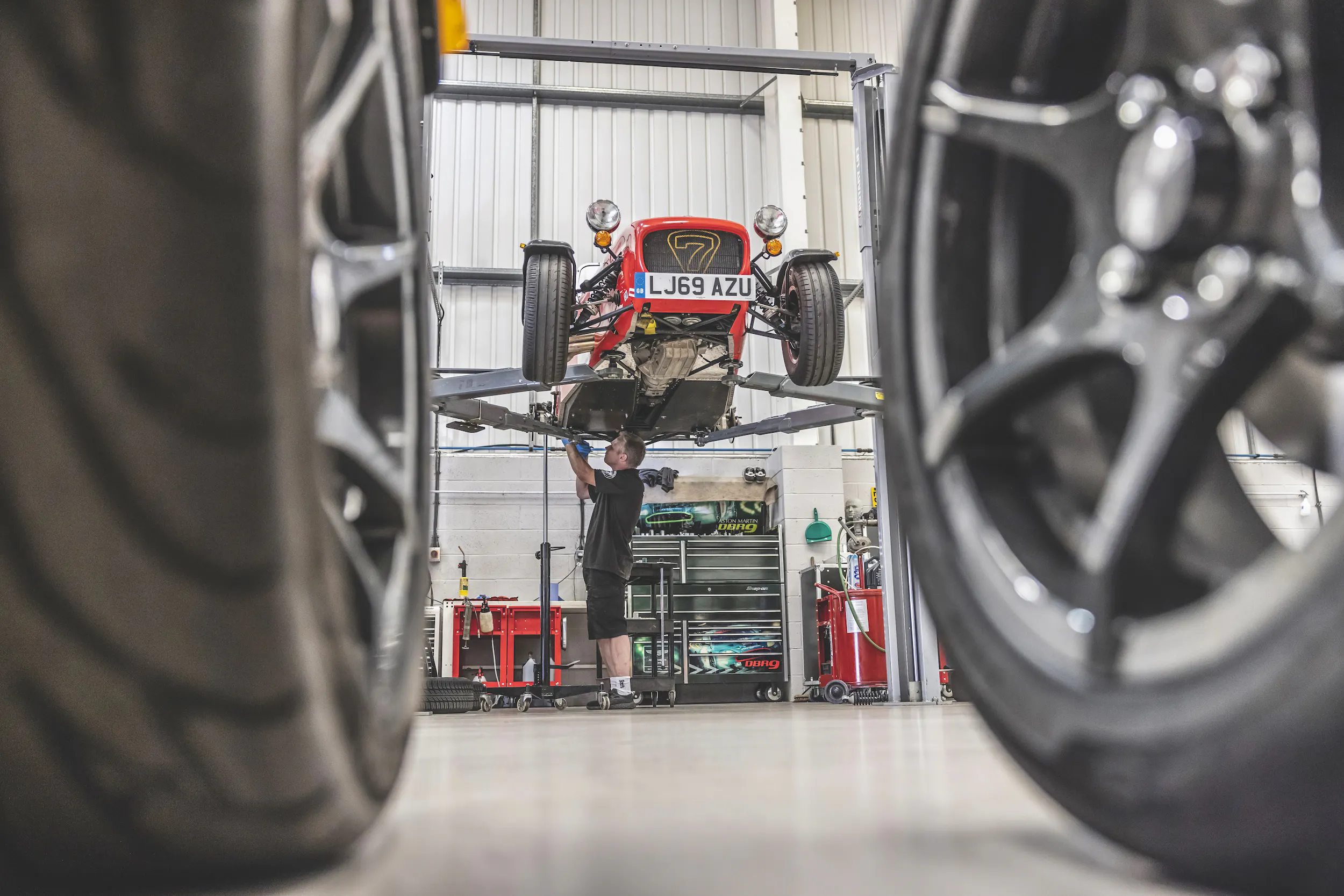 5 Ways to Lift Your Classic Car off the Ground - Hagerty Media