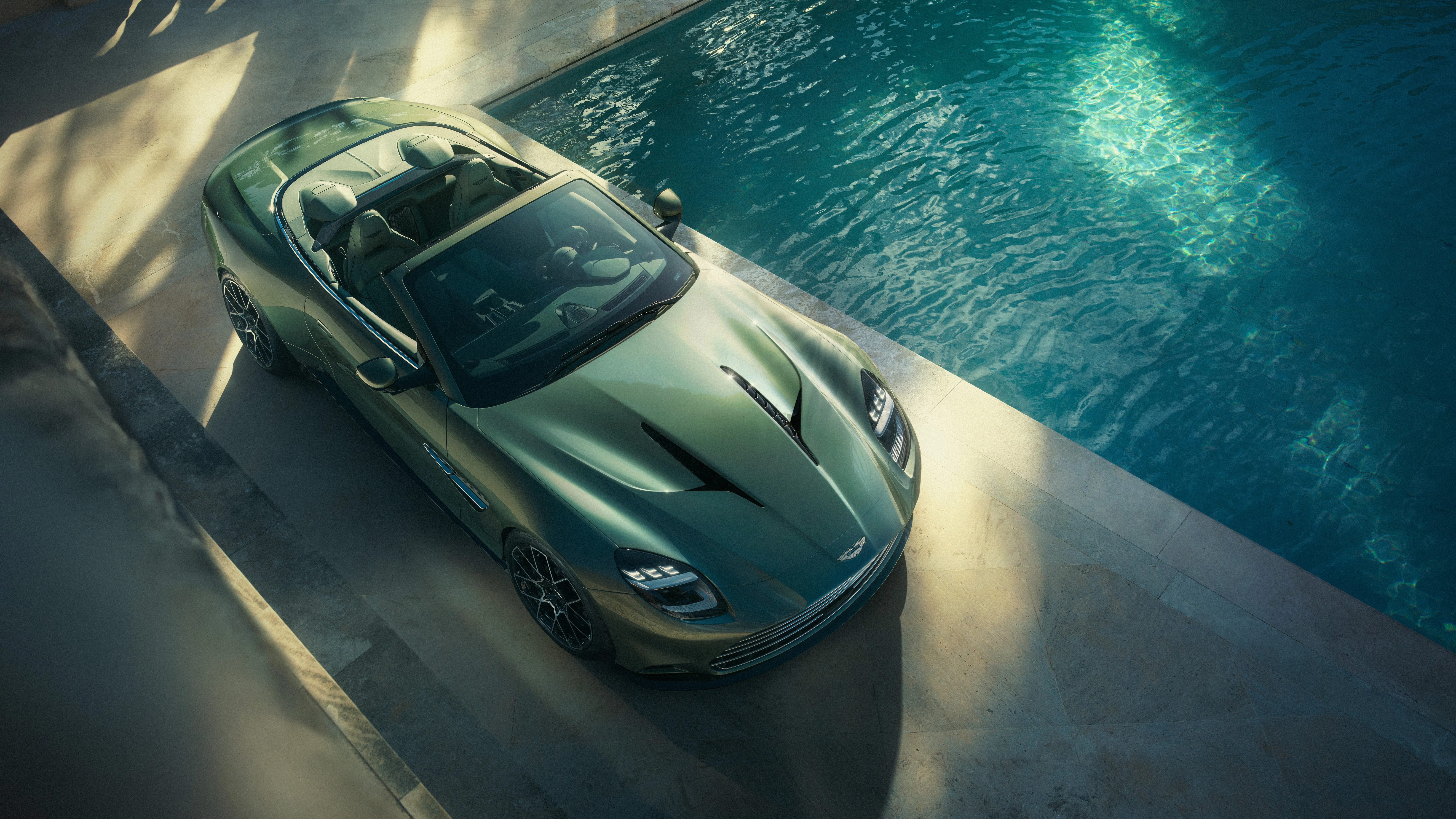 Aston Martin's Vanquish Volante Is a Seriously Fast Drop-Top GT ...
