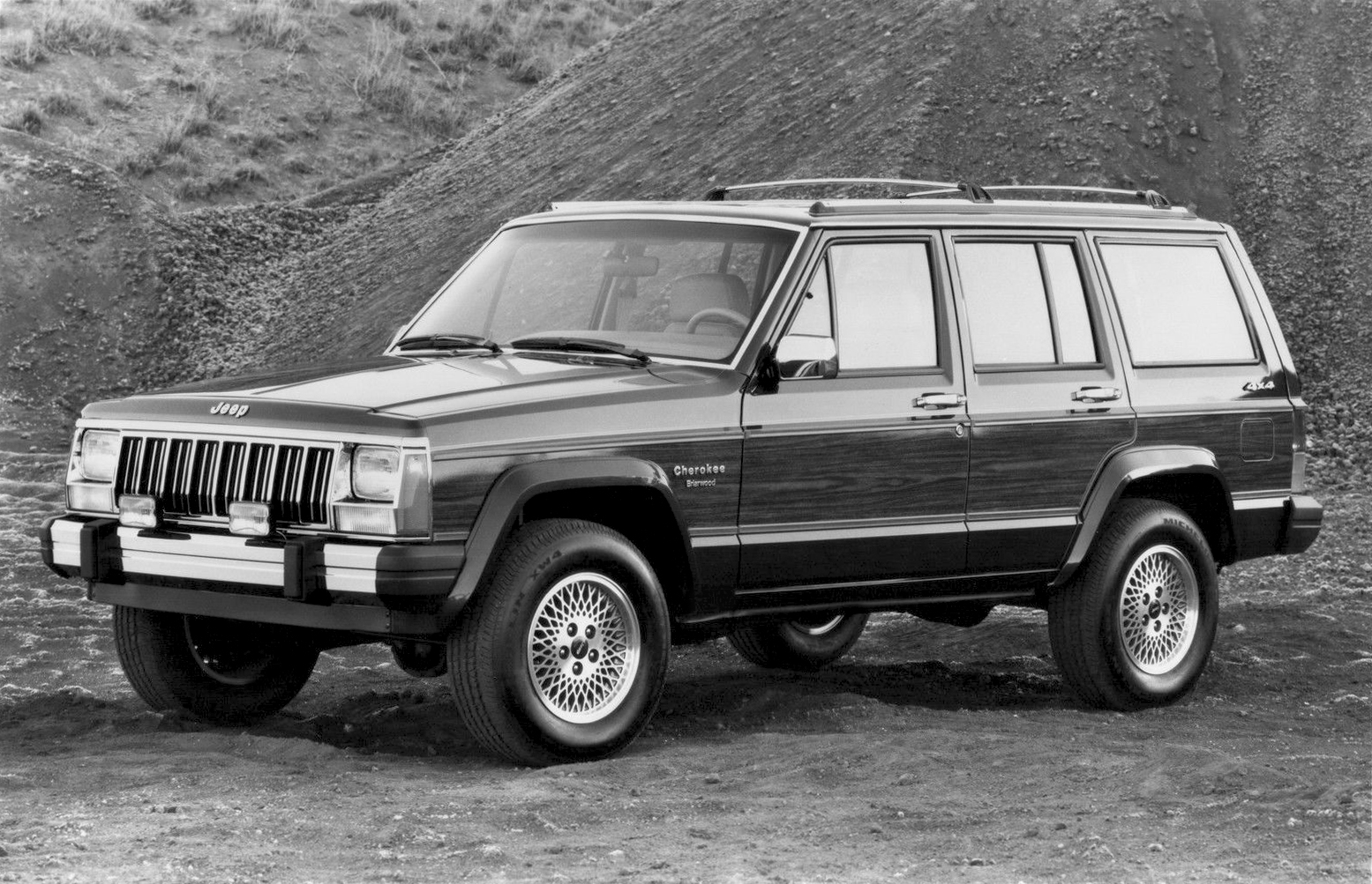 Your Handy 1984–2001 Jeep Cherokee XJ Buyer’s Guide - Hagerty Media