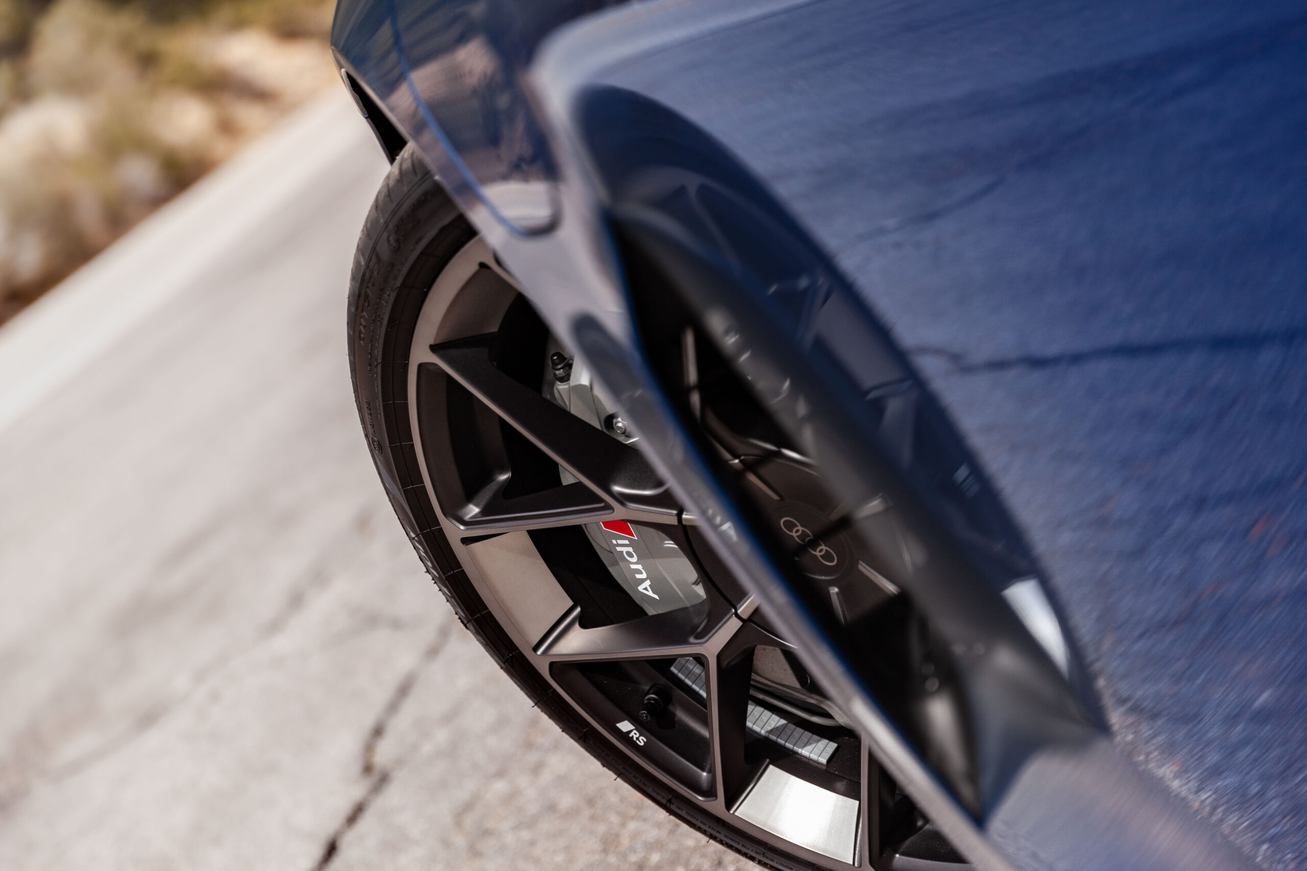 2025 Audi RS e-tron GT Performance First Drive: Wicked Fast, a Little ...