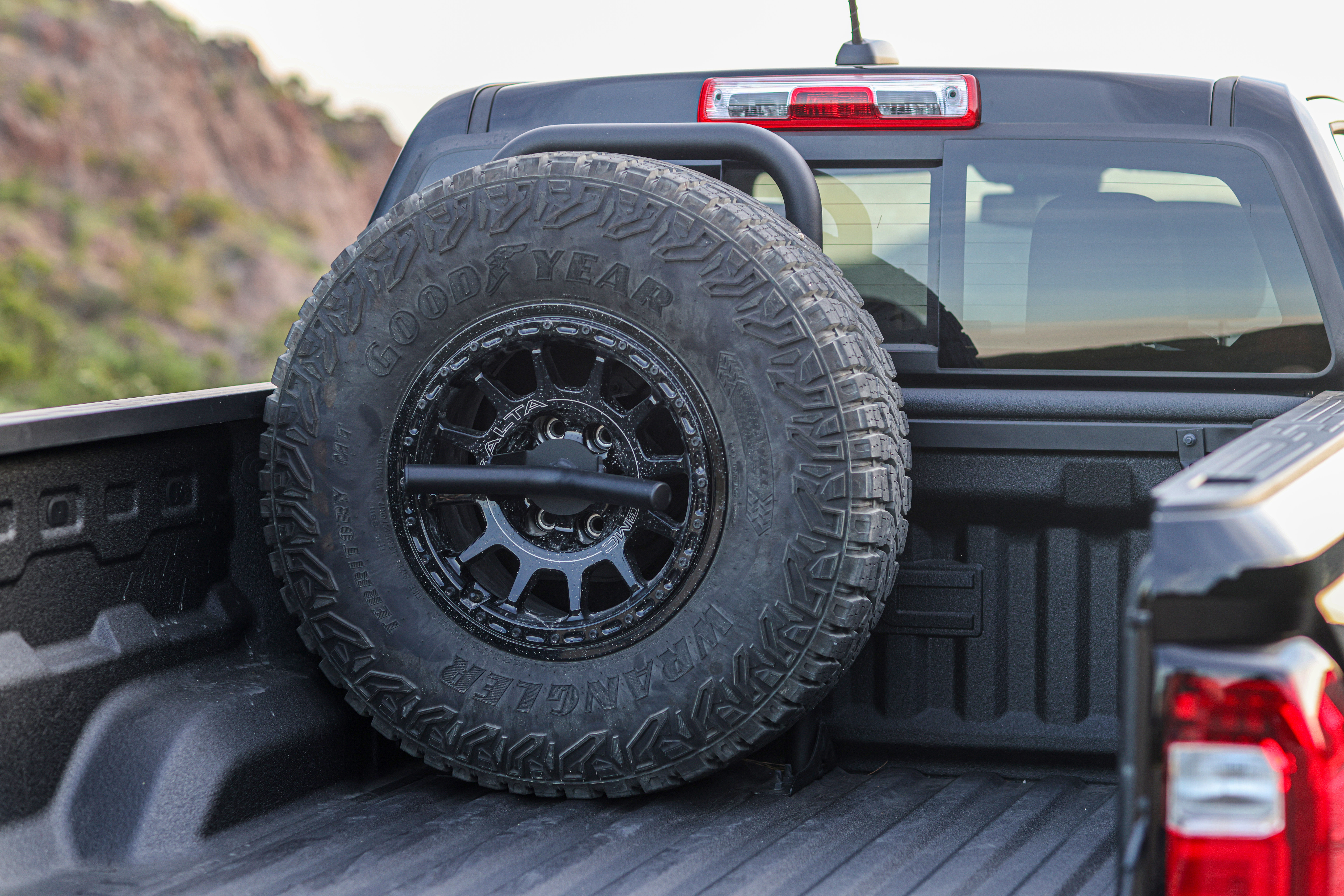 Canyon Catastrophe Averted The Gmc Canyon At4x Spare Tire Saga