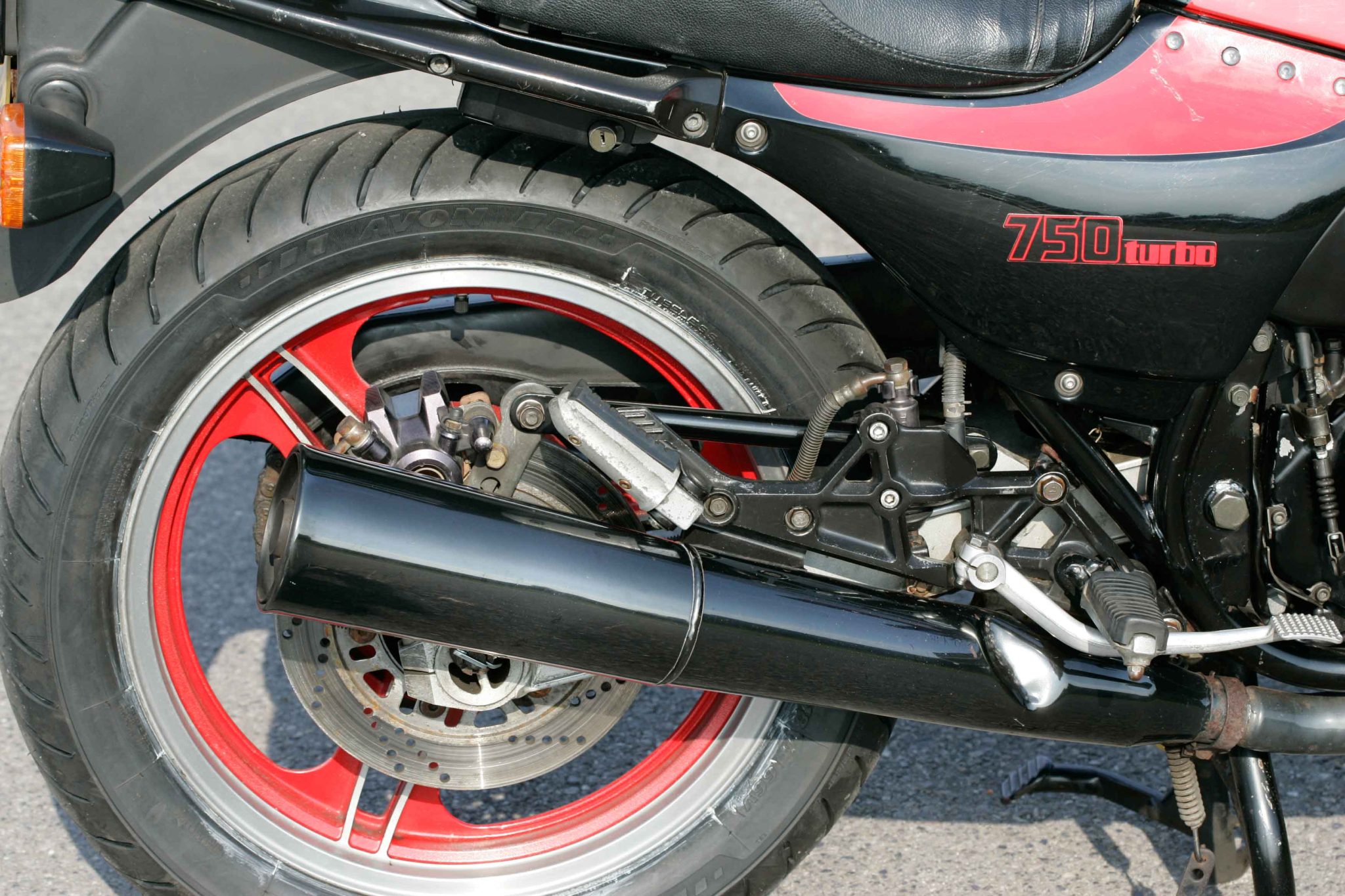 It Was Late to the Ball, but Kawasaki's ZX750 Turbo Can Still Dance ...