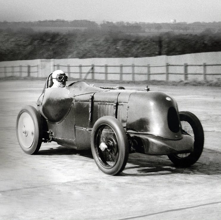 The Roaring Raindrop Was the Pinnacle of Three Decades of MG Land Speed ...