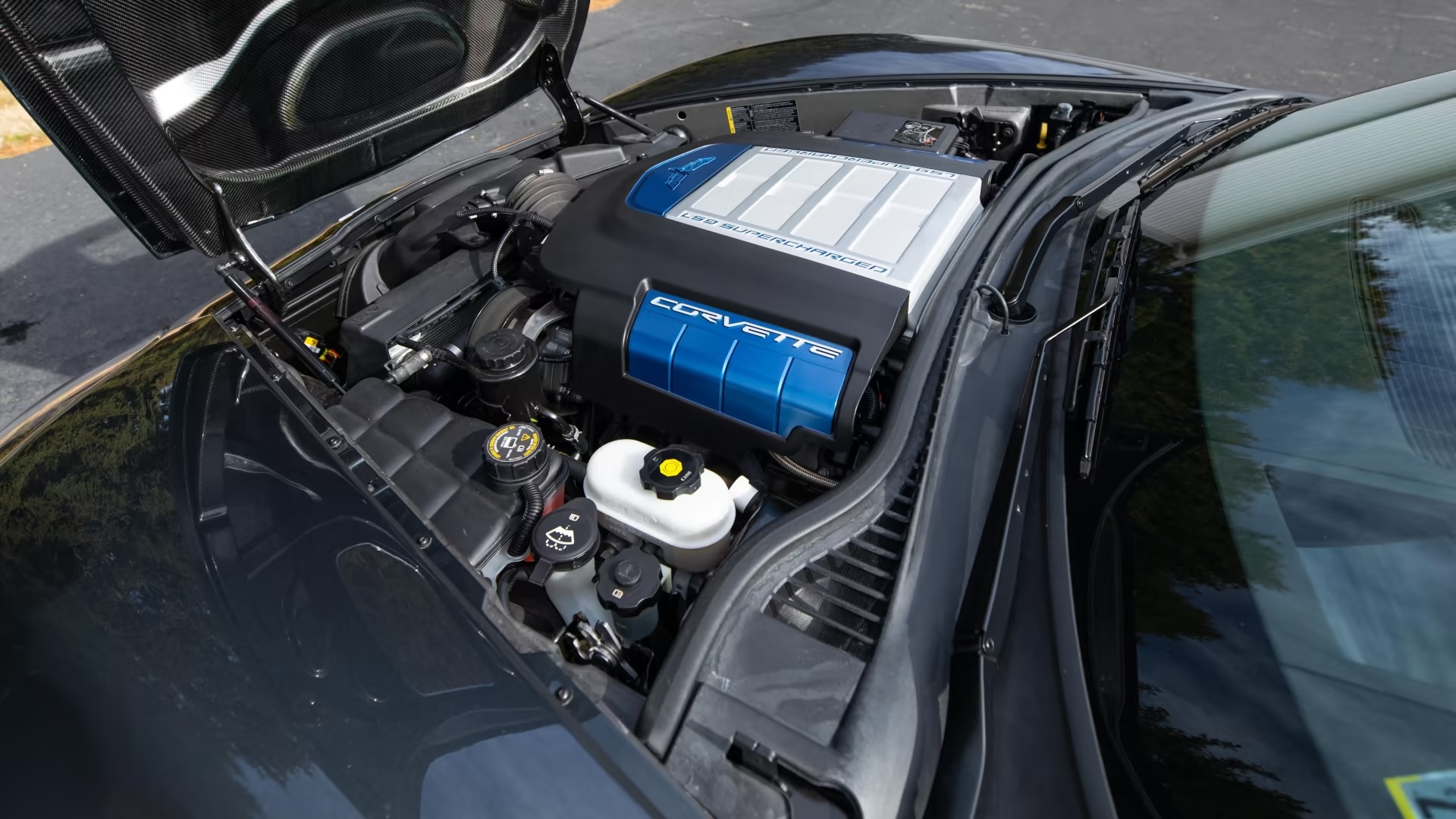 Z06 and ZR1: What’s the Difference, and Which Is Better? - Hagerty Media