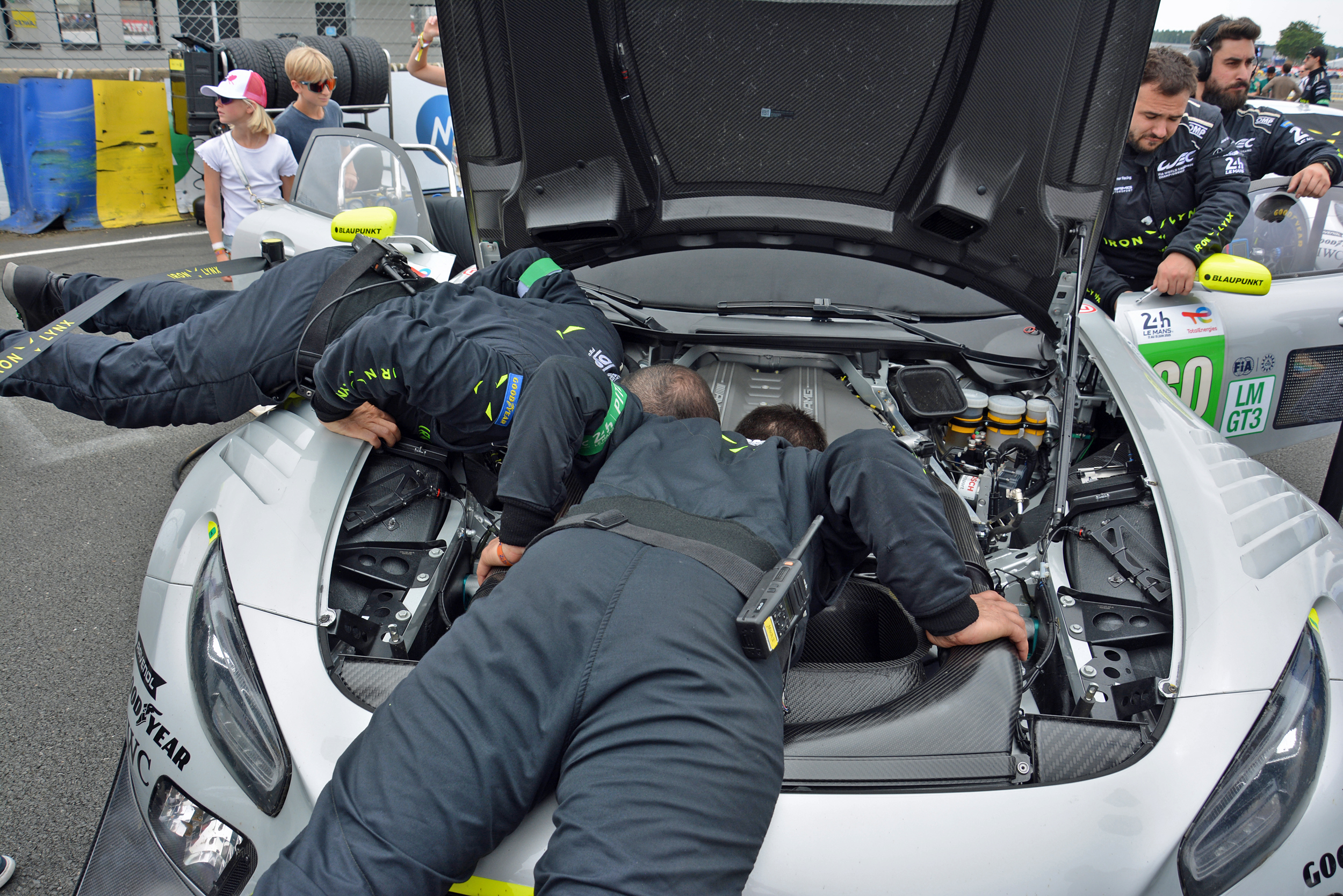The Grid Walk Is the Wildest Part of the 24 Hours of Le Mans - Hagerty ...