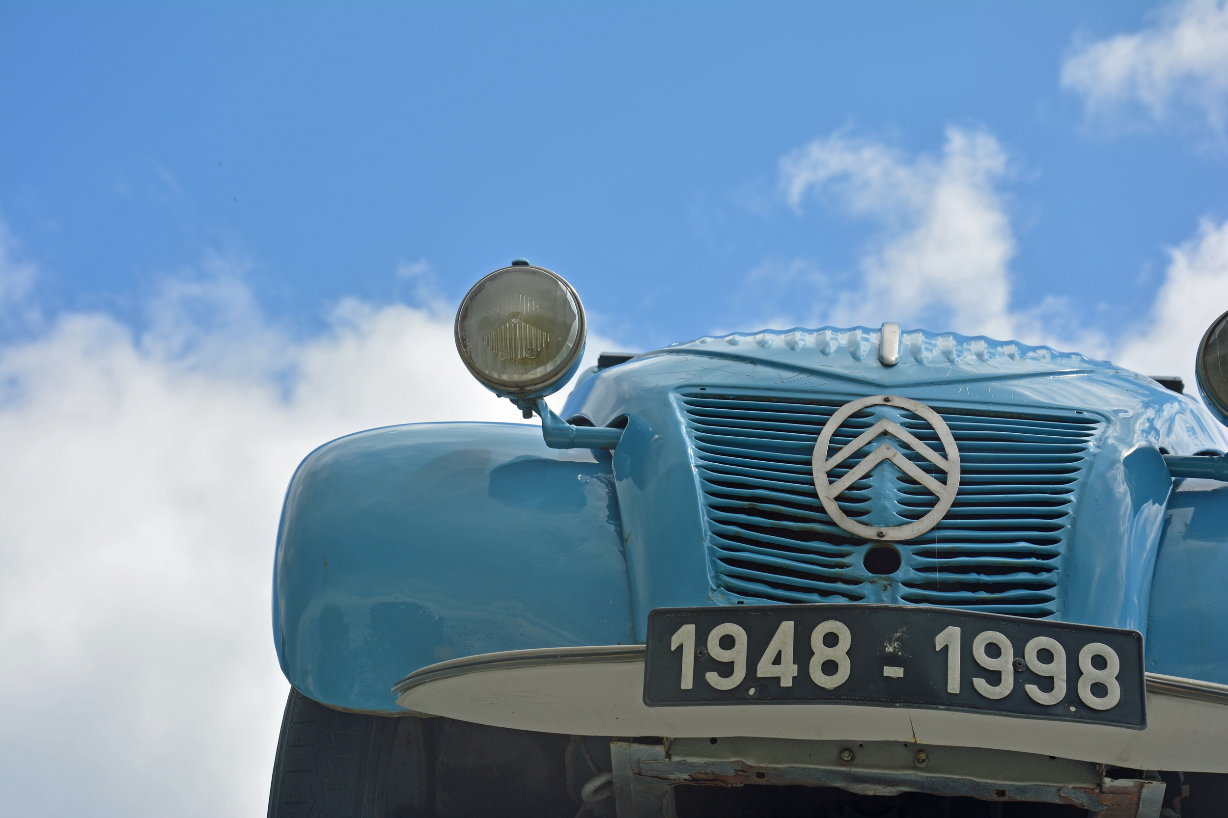 Here's Why There's a Citroen 2CV Roadside Attraction in Central France ...