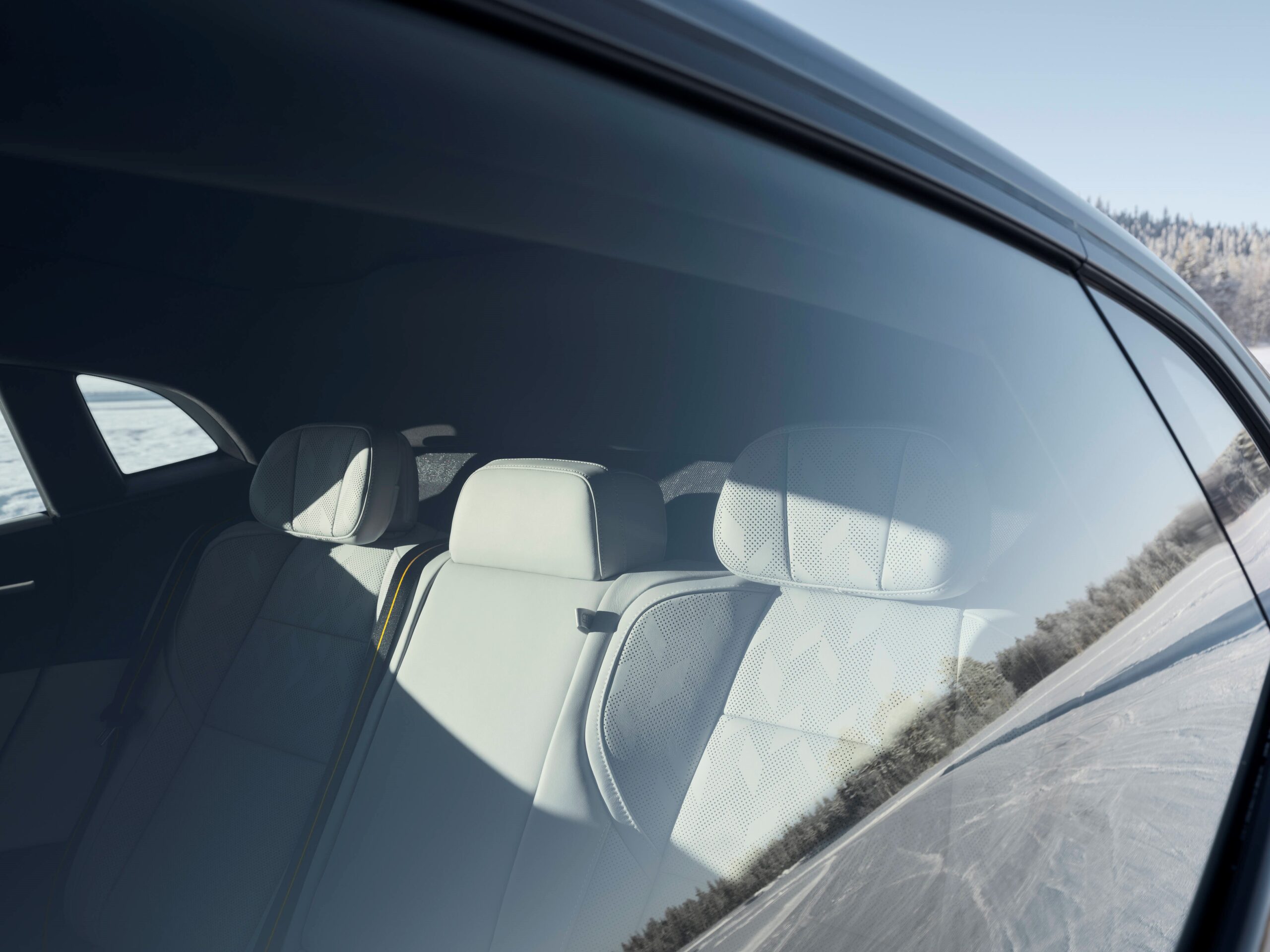 A Look at the New Polestar 4, But Not Through the Rear Window (There ...