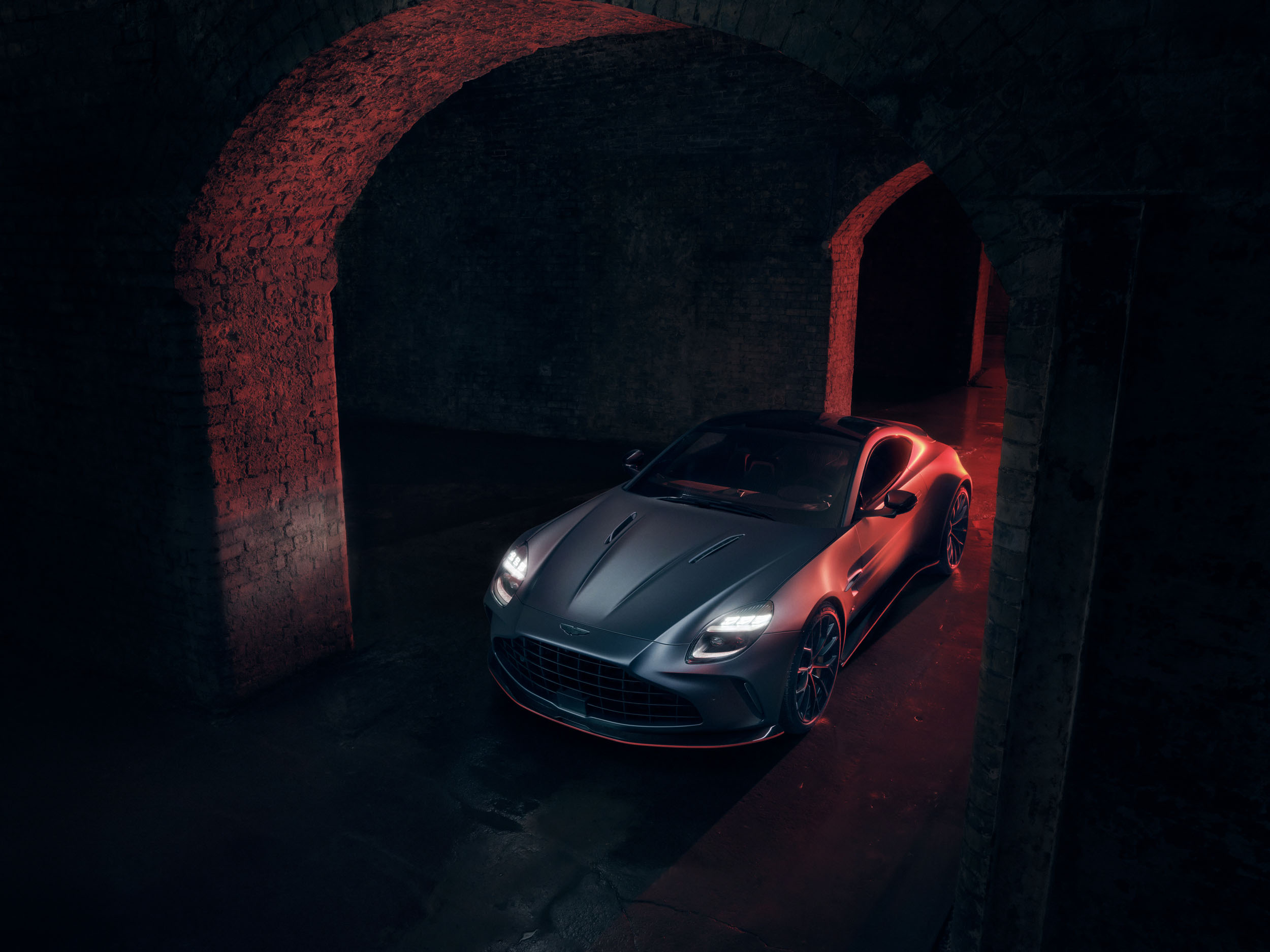 Aston Martin Vantage S Unveiled with More Powerful V-8, Tweaked Chassis ...